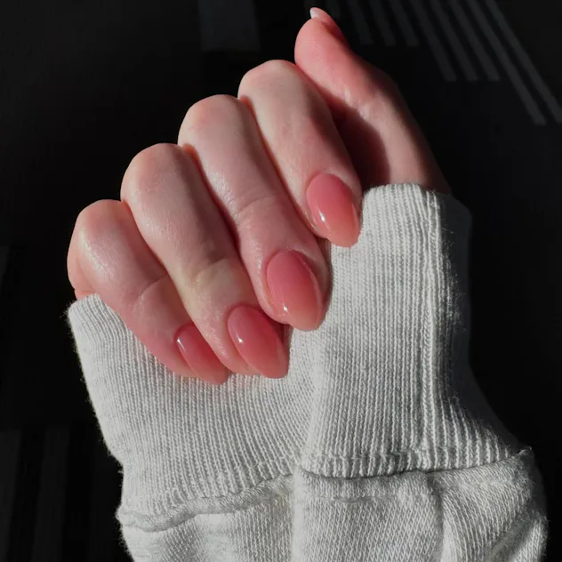 9 "Rose Water" Nail Ideas For A Pretty Pink Manicure