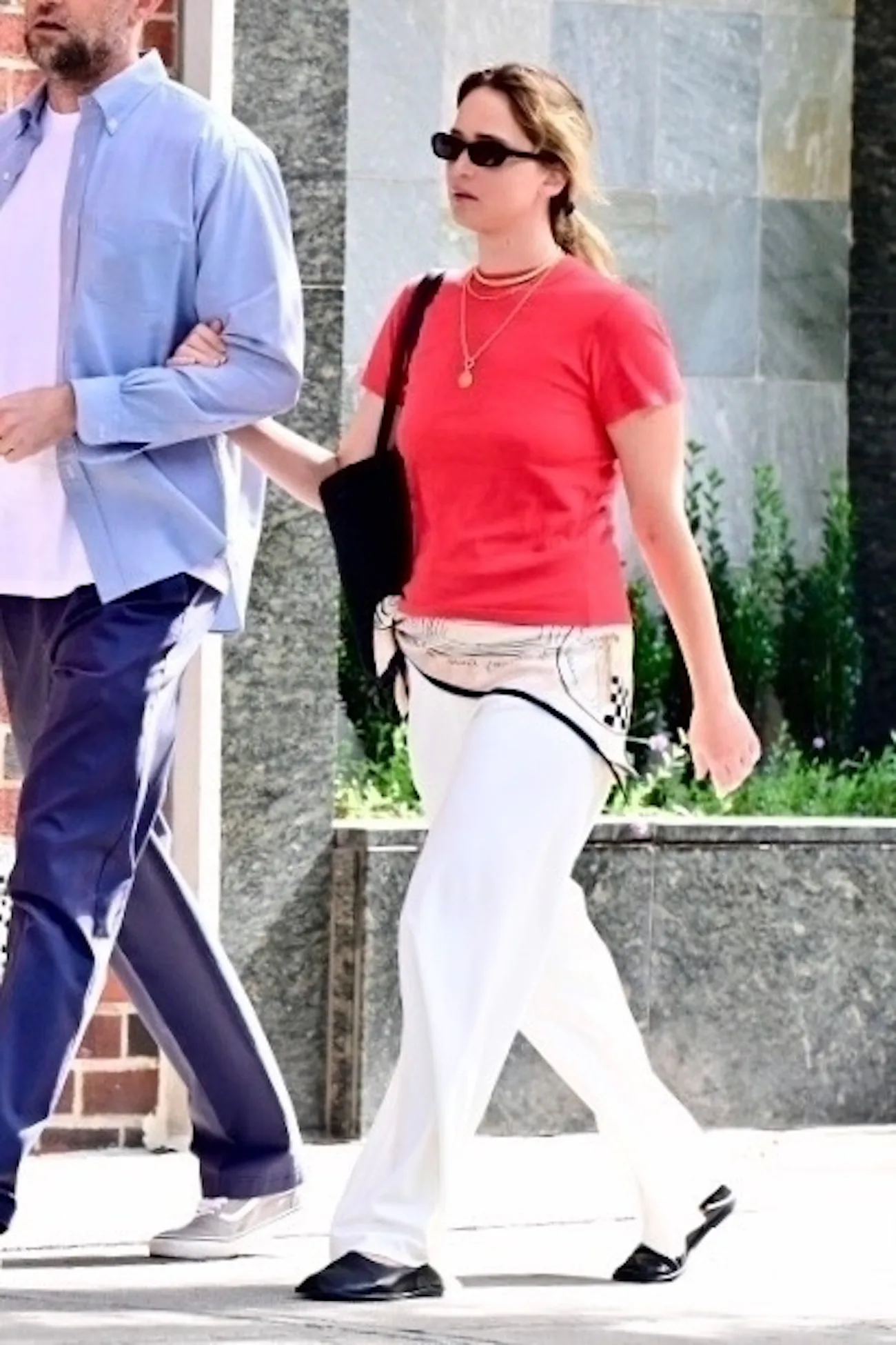 Jennifer Lawrence Has Summer Layering On Lock