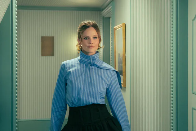 Sarah Ramos Looked Camp Right In The Eye Before The Patou Show