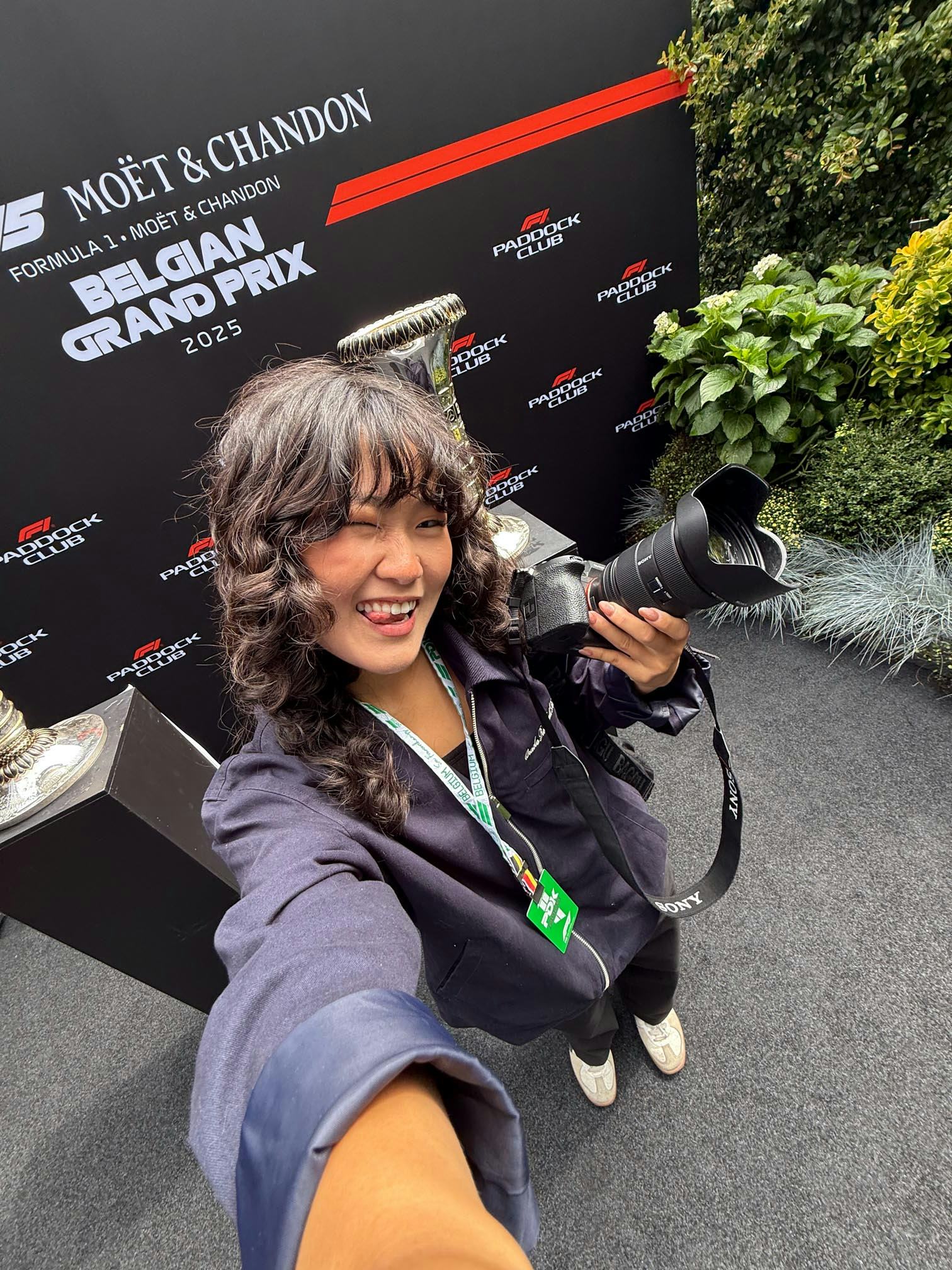 Photographer Serena Yang Tracks Her Weekly Phone Habits At An F1 Race