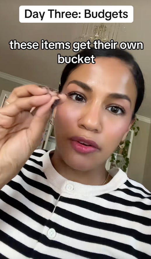 The Viral "Four Bucket" Method Will Help You Save Serious Cash