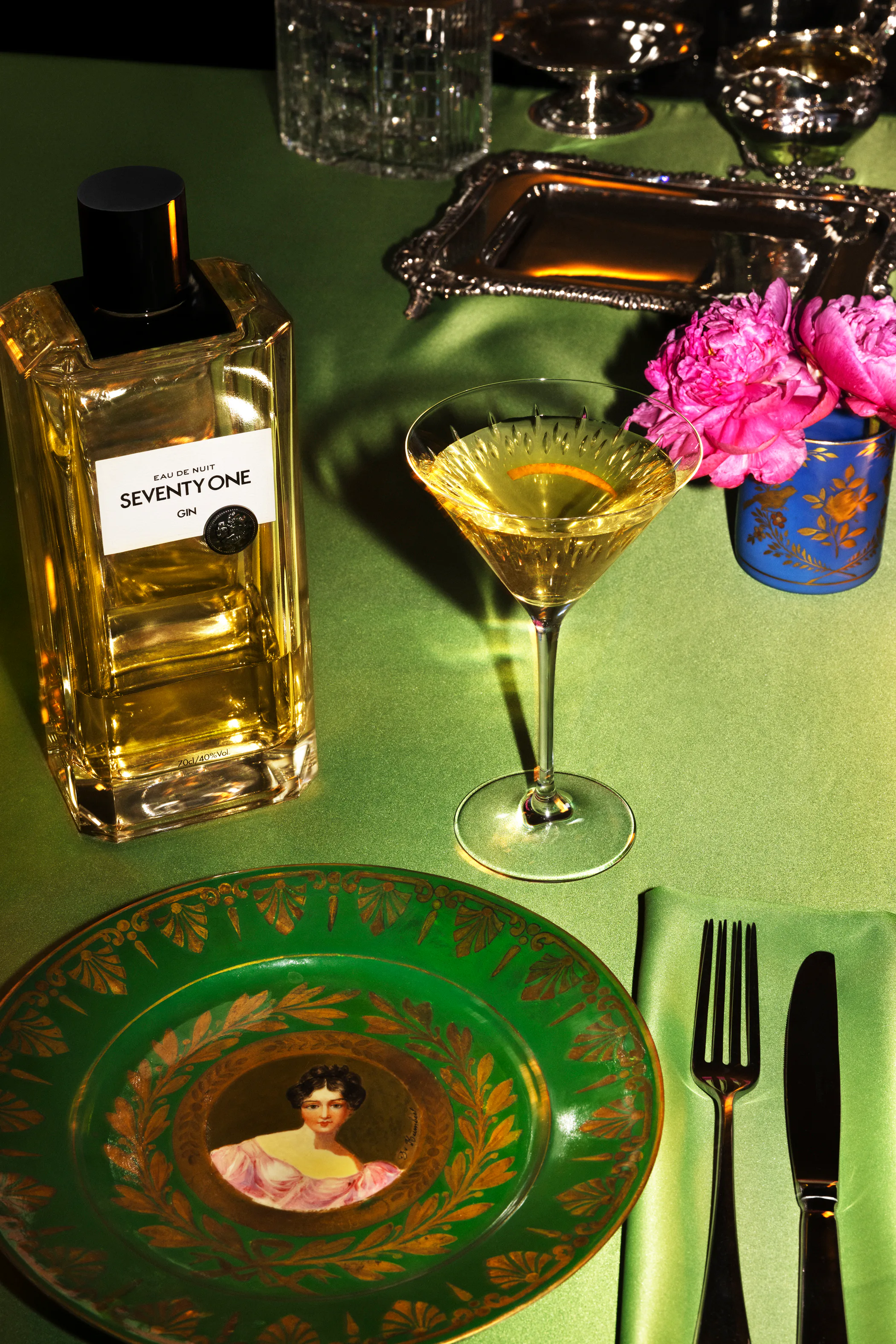 The Hottest Bars of Fashion Week, According to SEVENTY ONE Gin