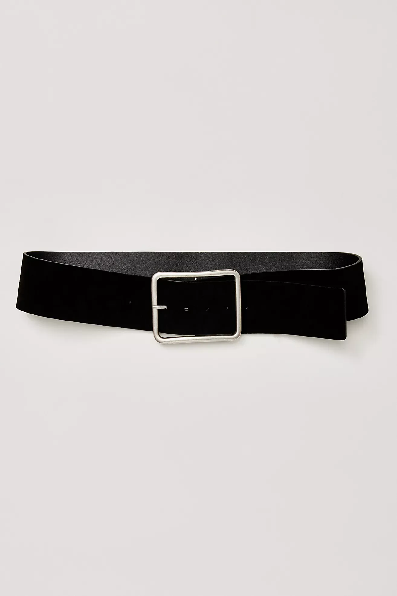 How To Wear Wide Belts This Fall