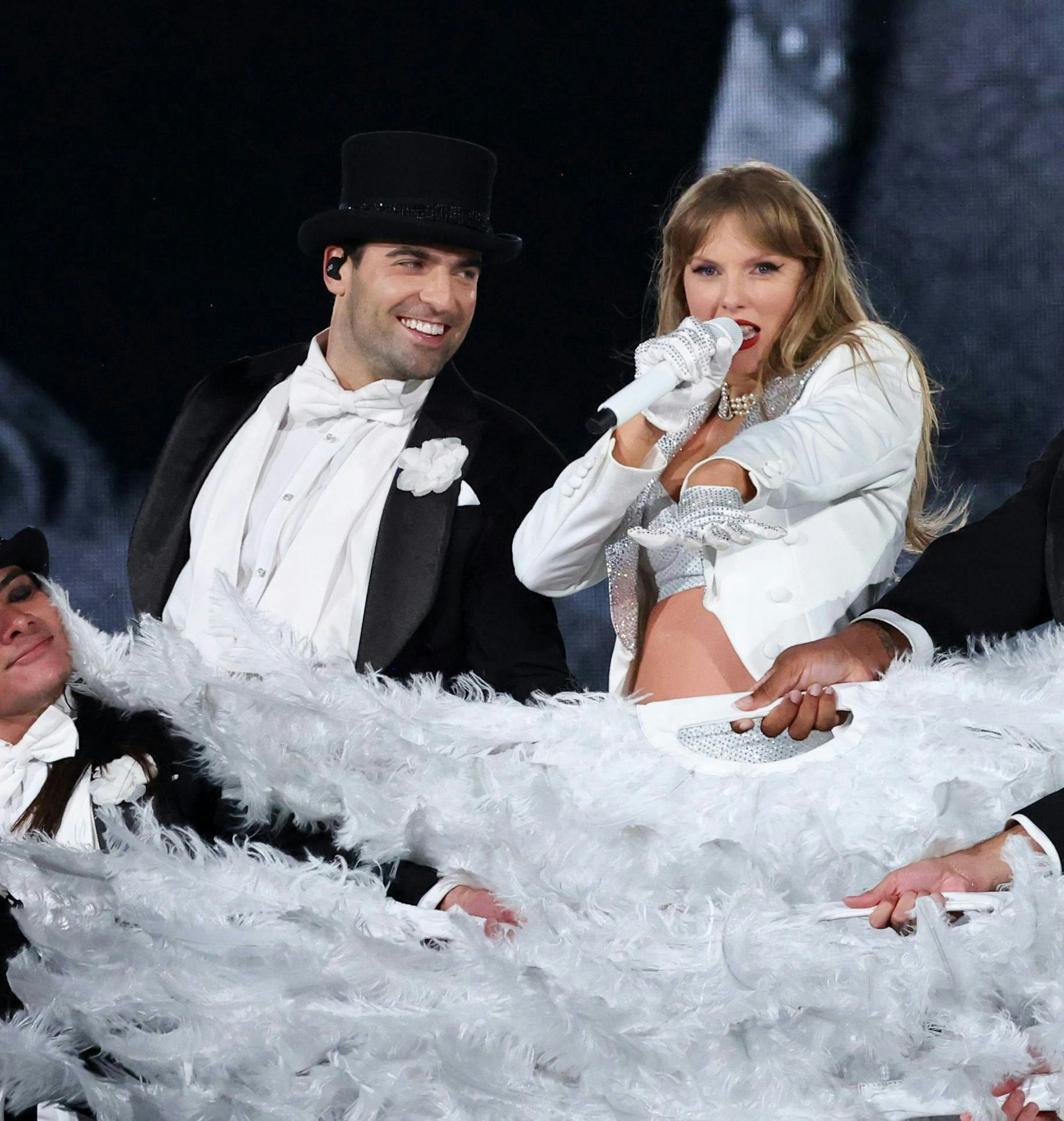 Jen Affleck Promises Jan Ravnik's Eras Tour Ladder Will Be On 'DWTS'