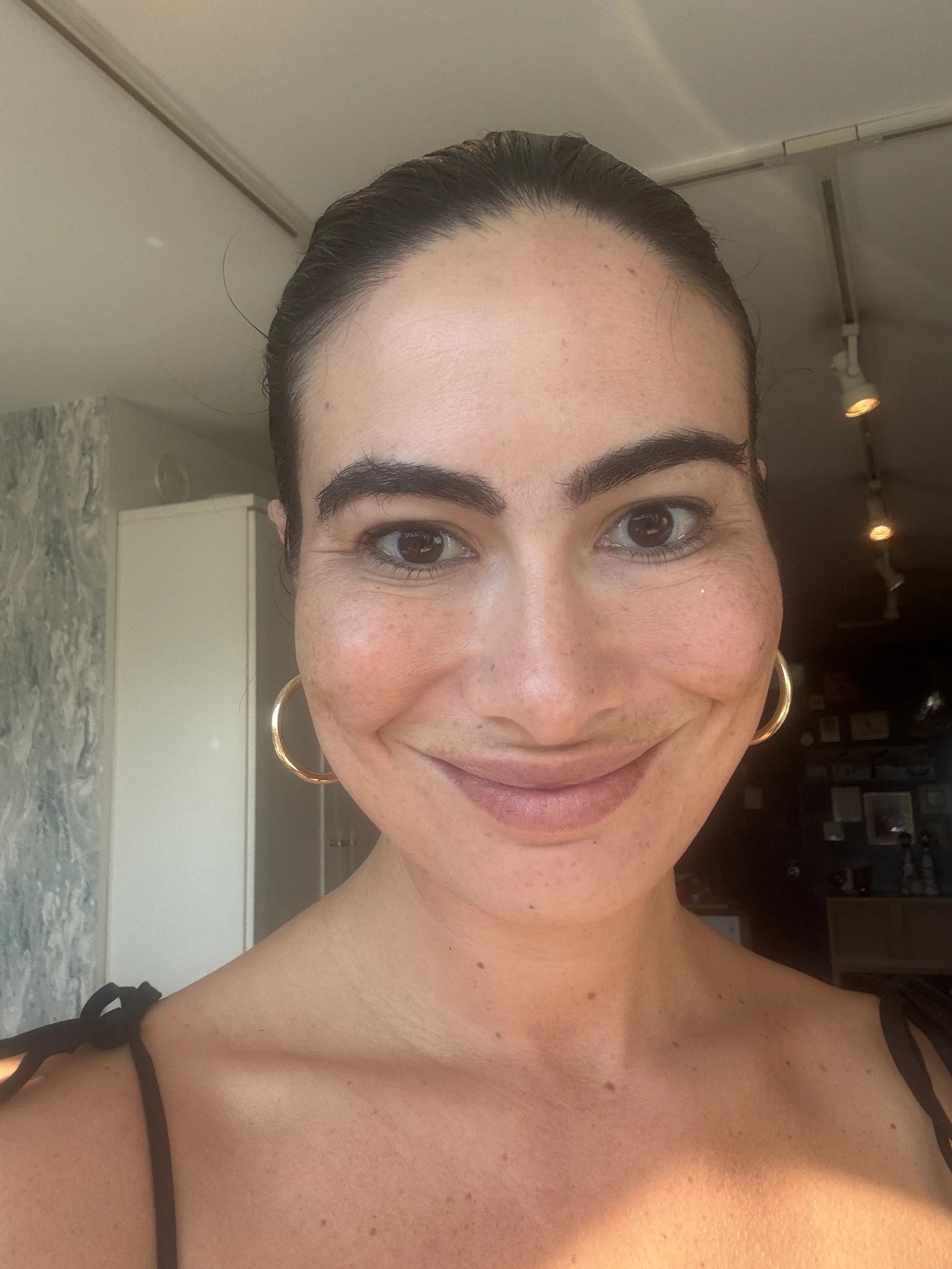 PMD's SMAS Lifting Massage Band Sculpts My Jawline In 10 Minutes Flat