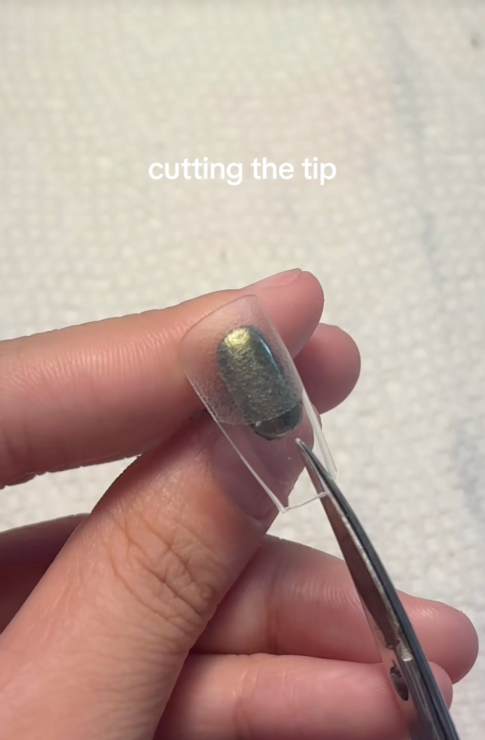 "Tabi Nails" Have Turned The Controversial Shoe Into A Mani Trend