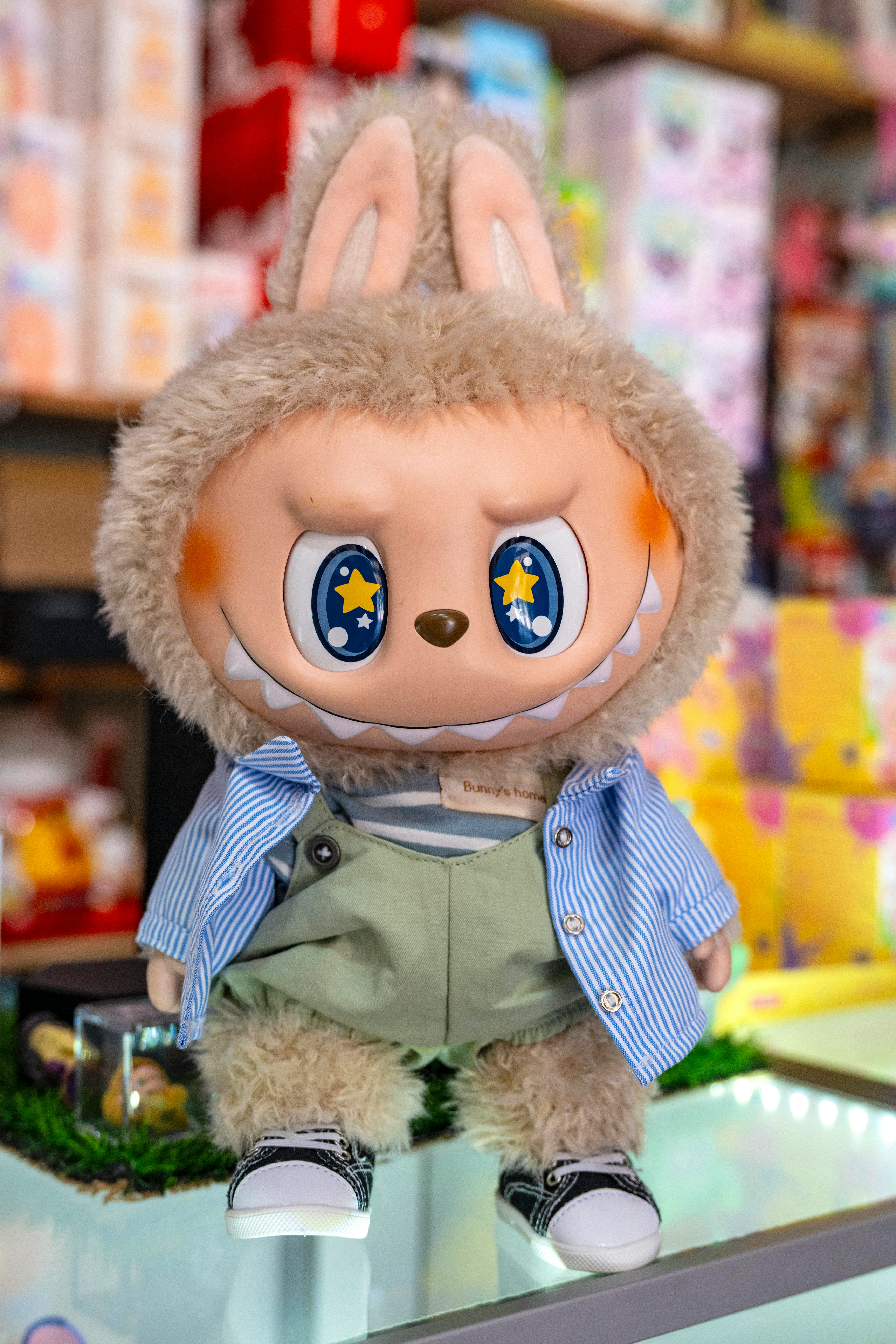 Breaking Down the Fashion World 2025 By the Numbers