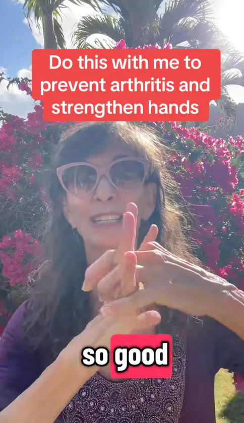 This Viral Stretch Routine Will Help You With Scrolling Fatigue