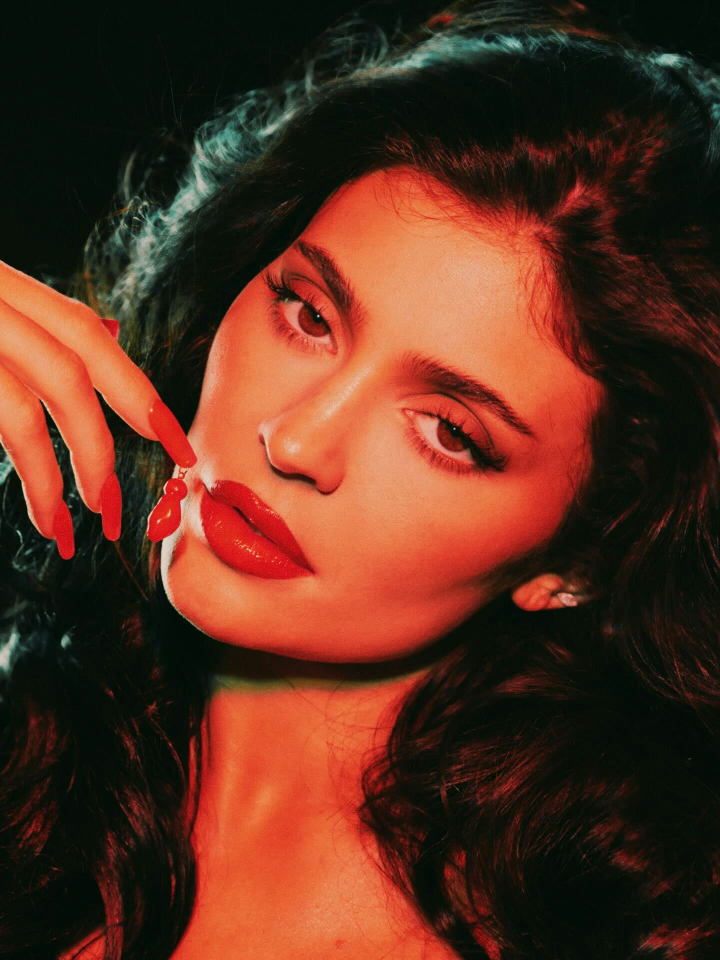 Kylie Jenner's Red Nail Charm Is Right On Trend