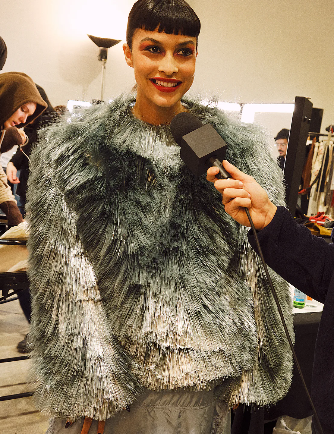 Backstage Beauty: Alex Consani, Angelina Kendall & Devyn Garcia Channel ...