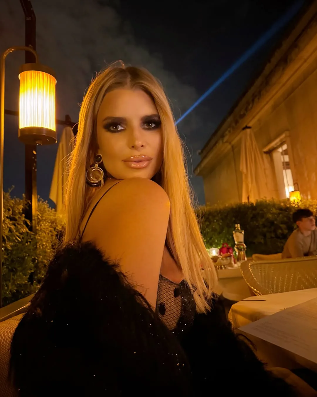 Jessica Simpson Talks Y2K Beauty, Tanning Mistakes, & Sunscreen Math