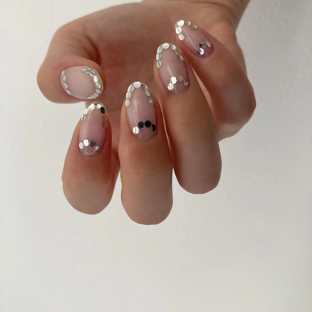 Sequin Nails Are The K-Beauty-Inspired Mani Trend Taking Over