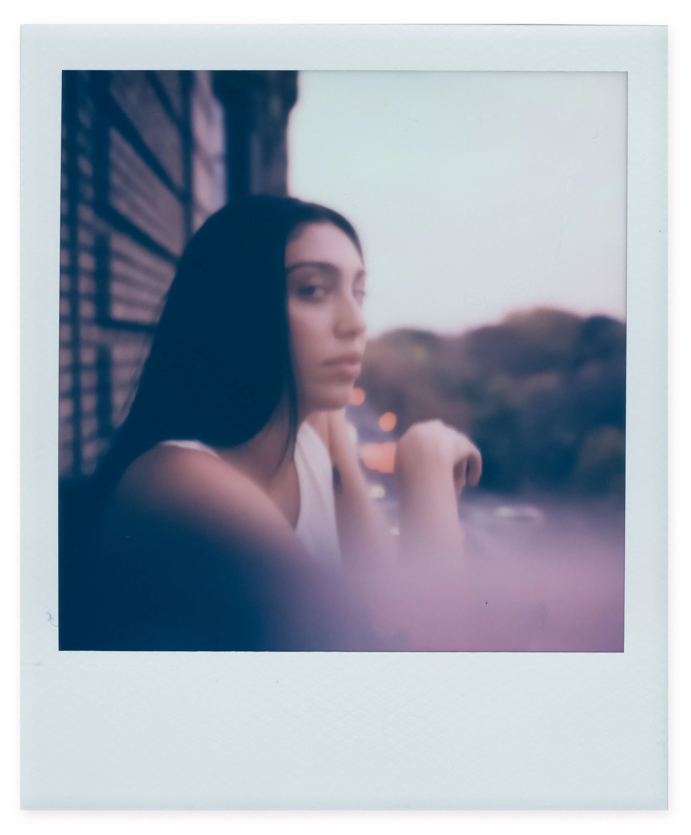 Lola Leon Talks 'T Shirt', Her Most Personal Song and Music Video Yet