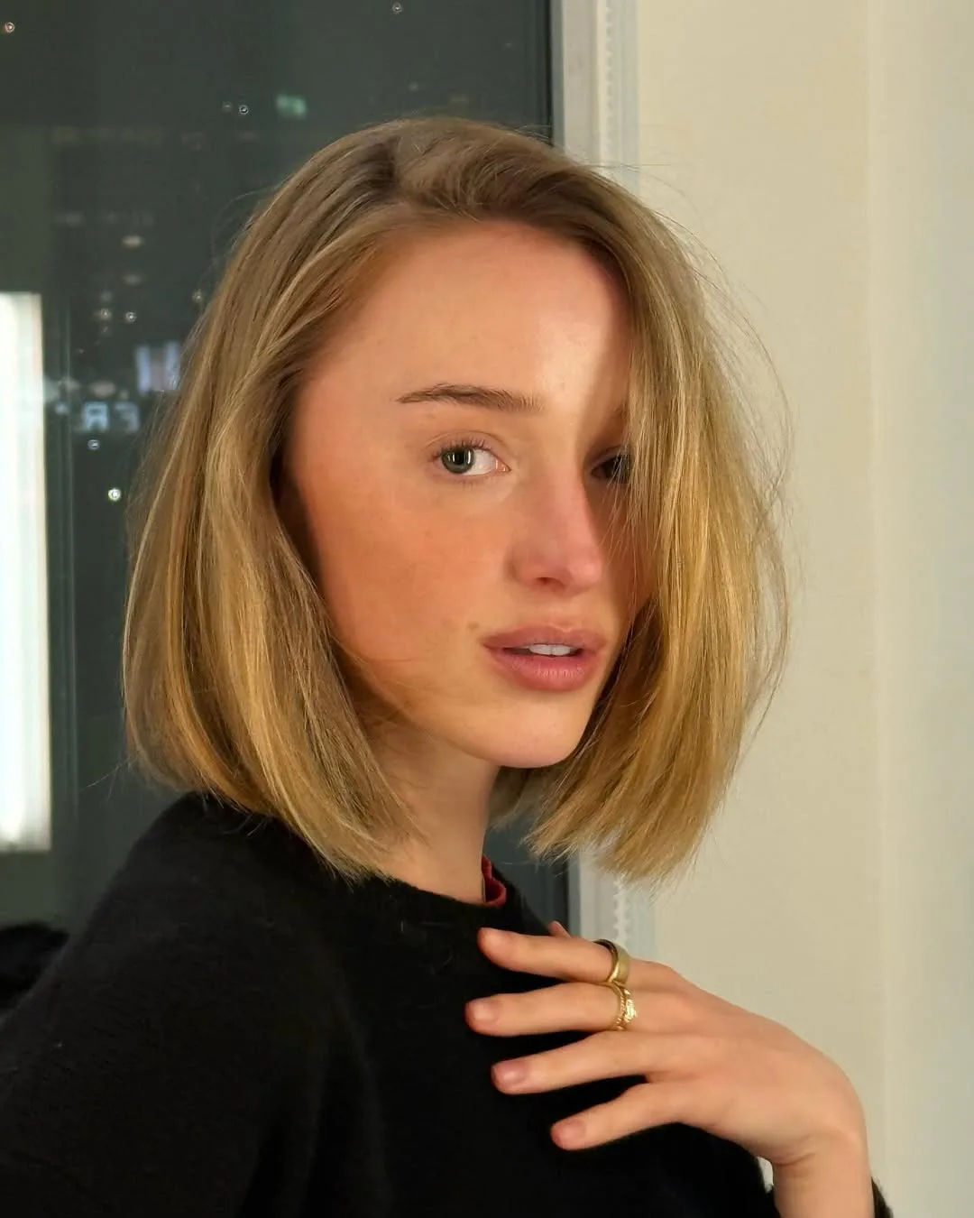 "Facelift Brows" Are The Low-Effort Way To Look More Lifted