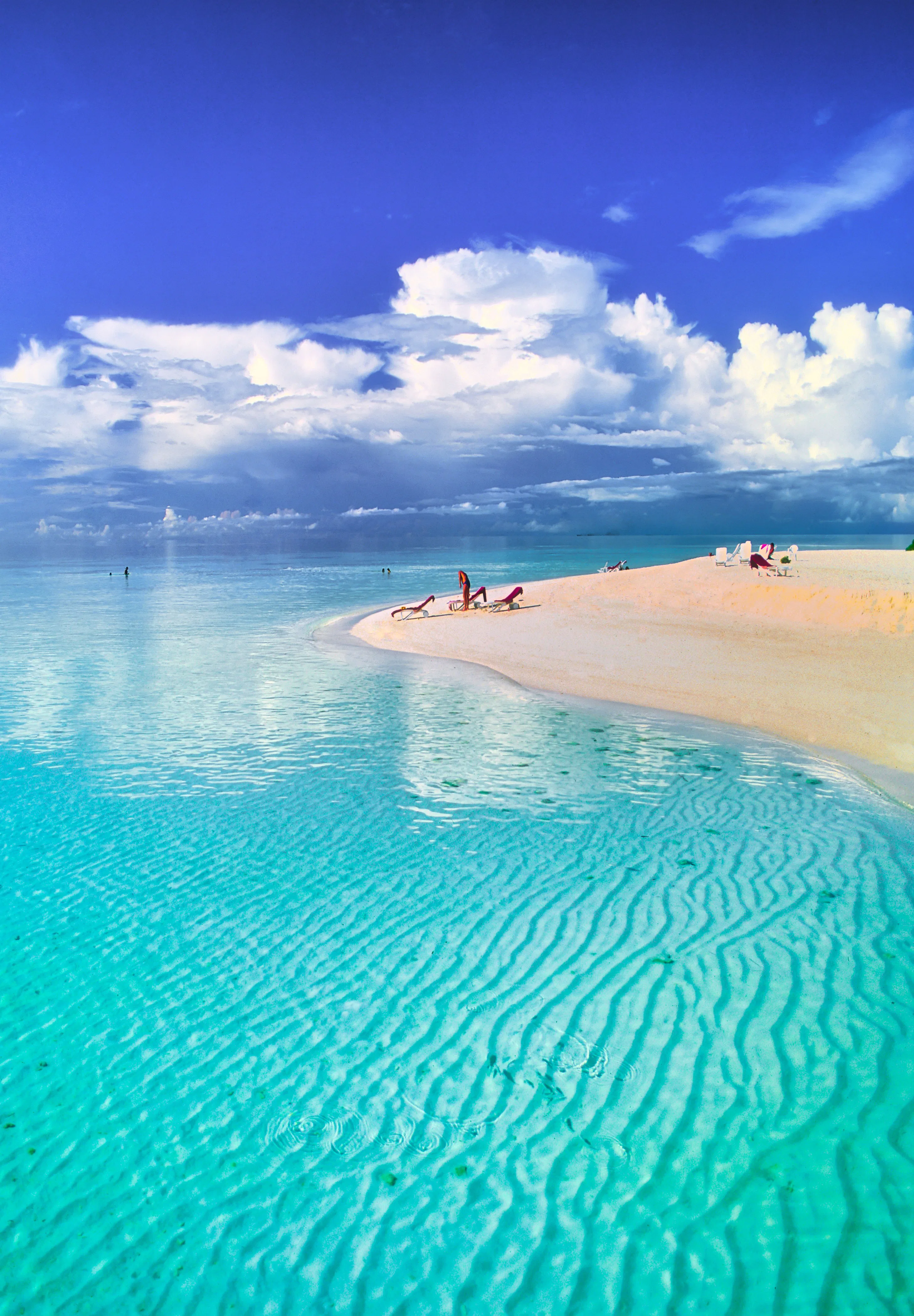 Maldives Travel Guide: Insider's Picks for Where to Stay, Eat, Drink ...