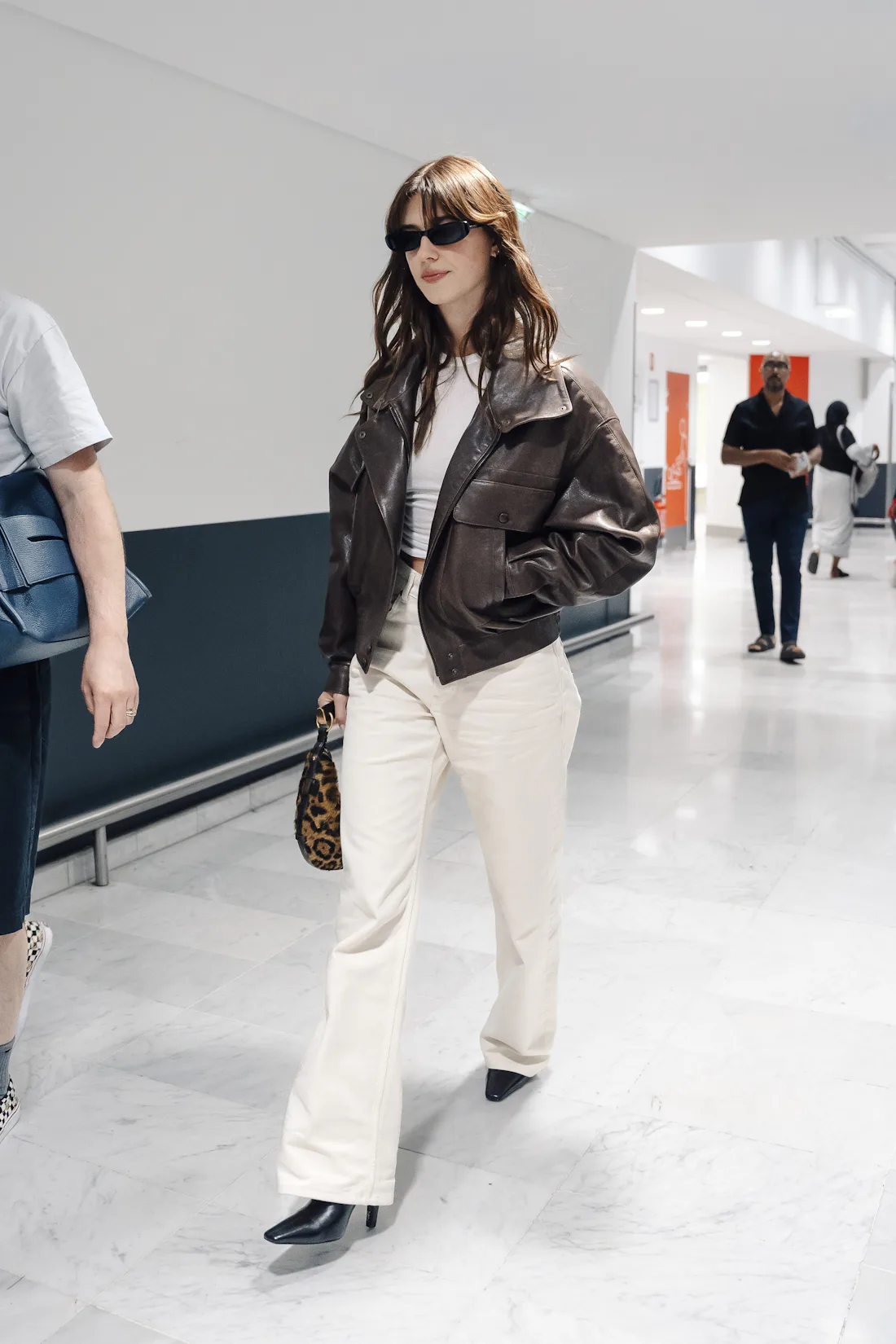 A Leopard Bag Is The Lazy-Girl Jeans Hack Celebs Are Obsessing Over