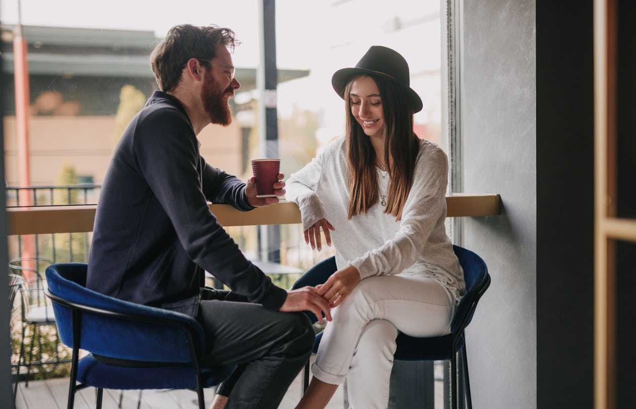 12 Ways To Tell If The Attraction Is Mutual According To Experts