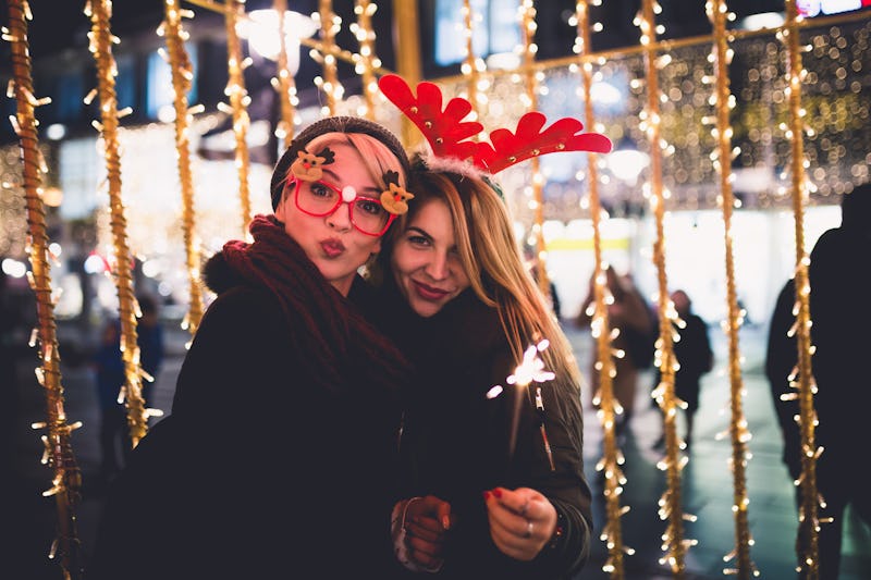 23 Christmas Friendship Quotes That Embody Holiday's Meaning