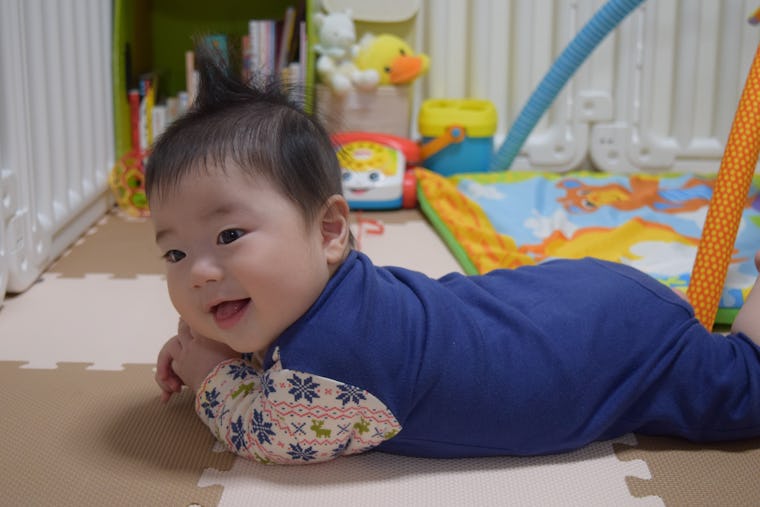 Why Do Babies Army Crawl? Experts Weigh In On This Phase