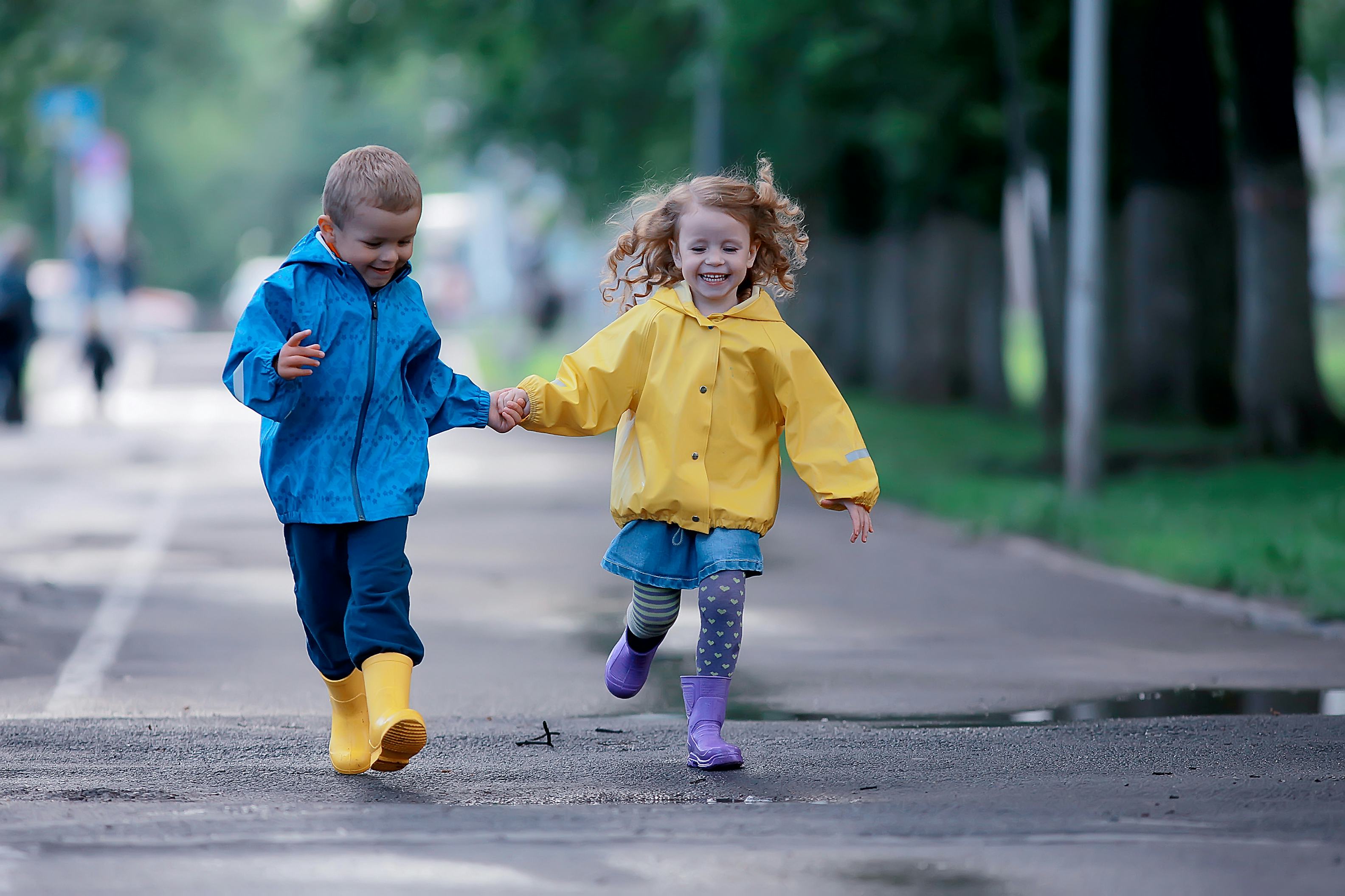 Why Kids Playing Outside Is Beneficial, According To Experts