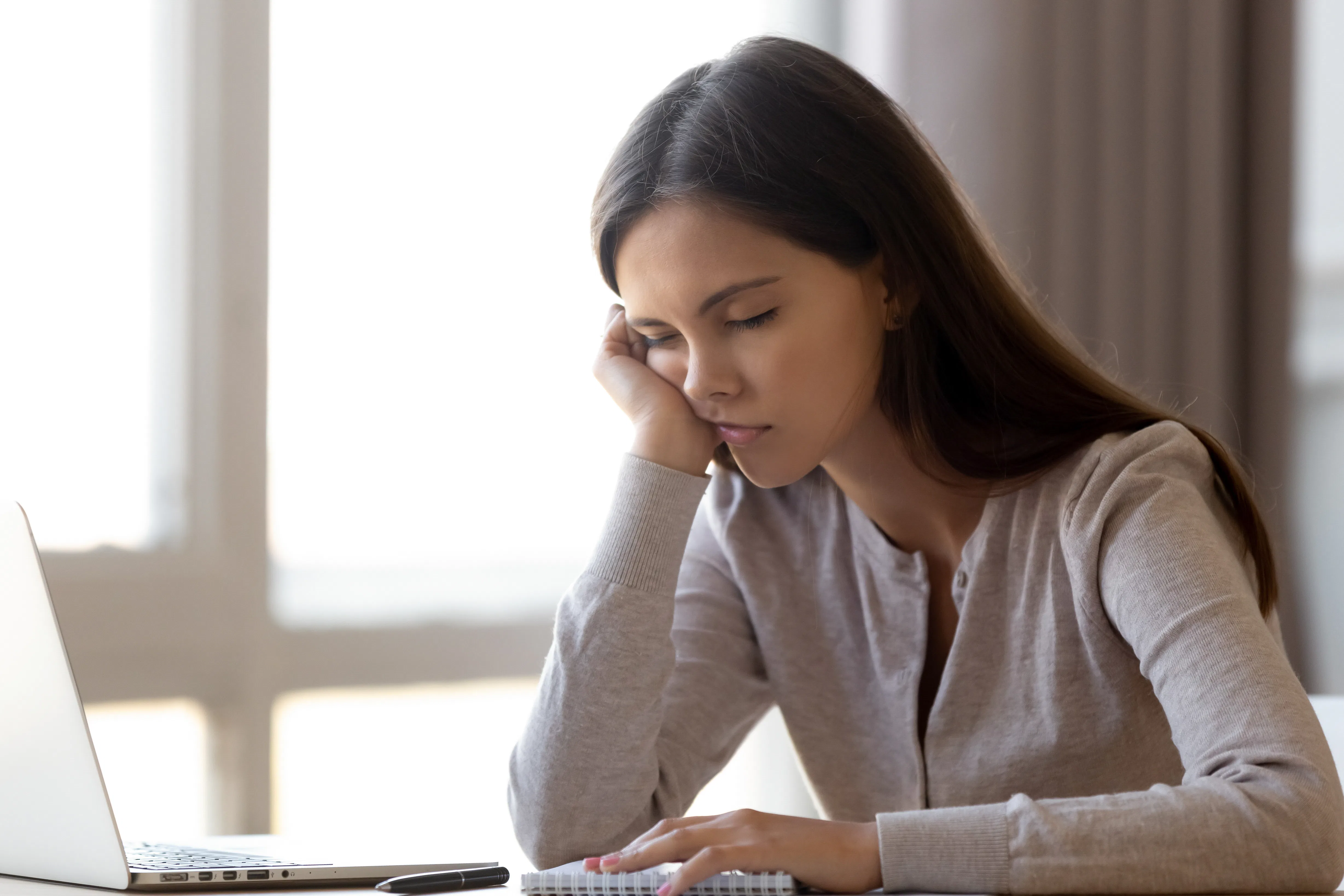 1/3 Of UK Workers Say Their Job Is "Soul-Destroying", So Here's How To ...