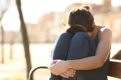 11 Early Warning Signs Of Depression Experts Say To Watch Out For