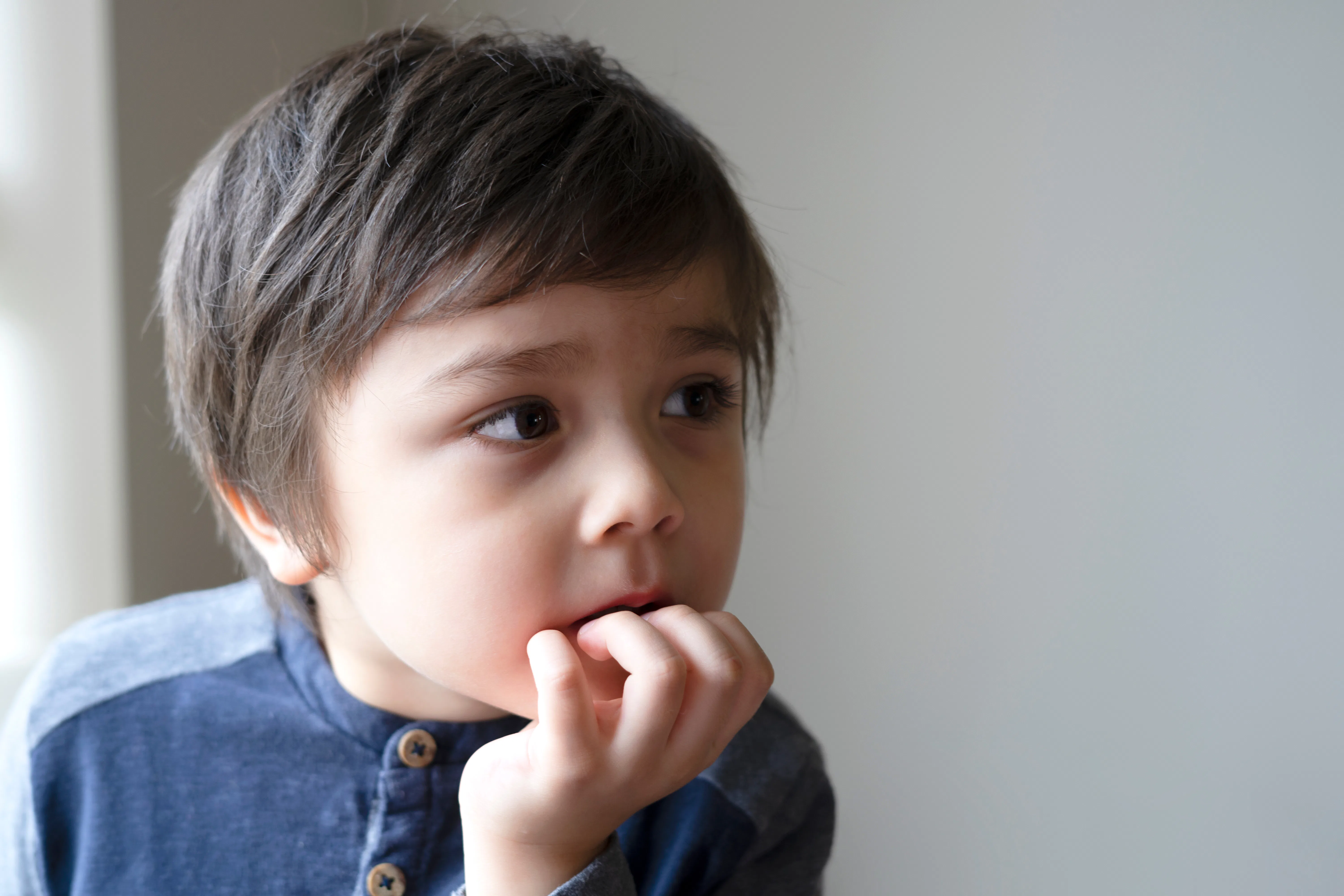 How To Help A Child With Anxiety, According To An Expert