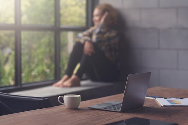 9 Signs You Should Set Boundaries With Your Mom According To Experts