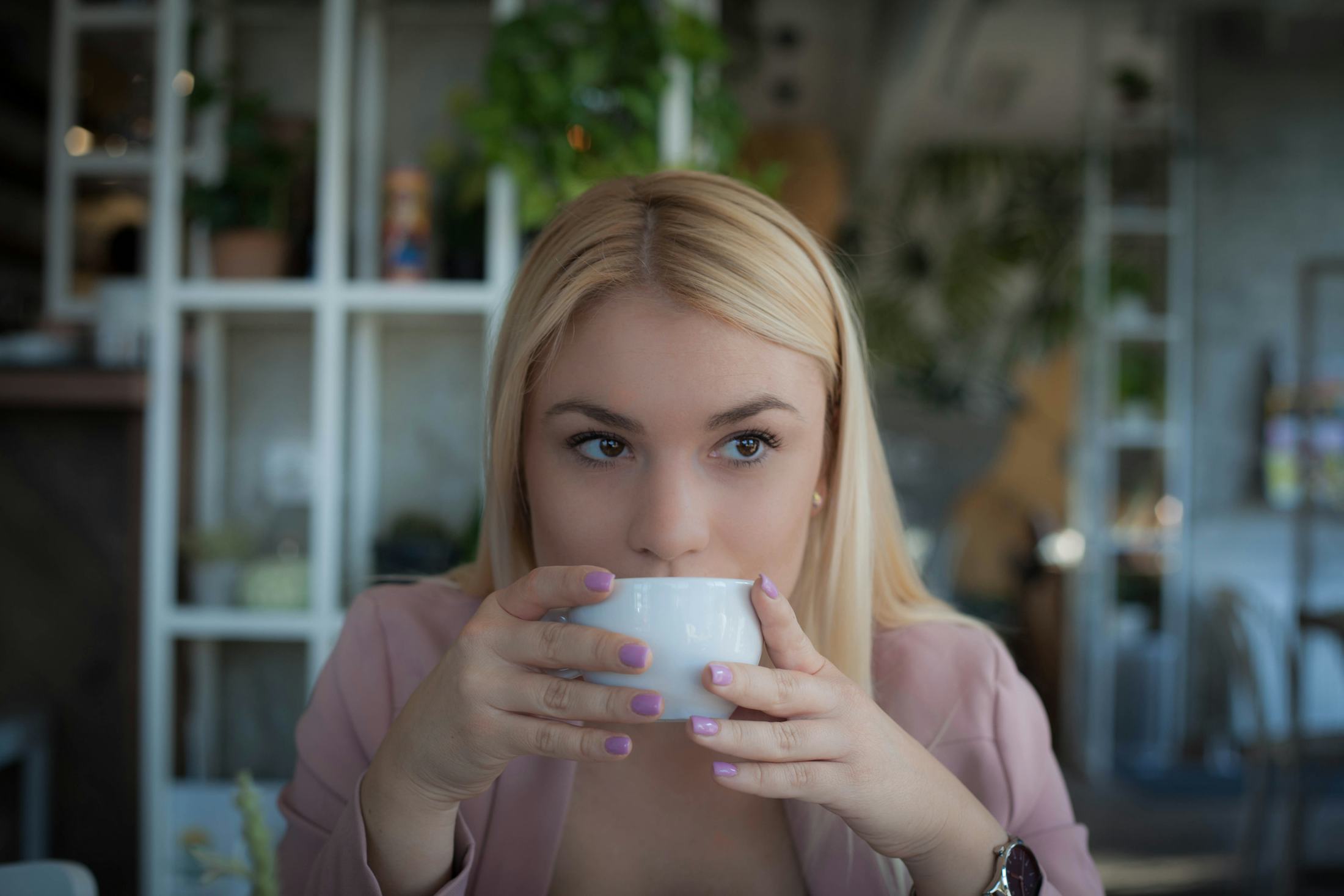 11 Early Signs of Mono, Because There's Probably A Good Reason You're ...