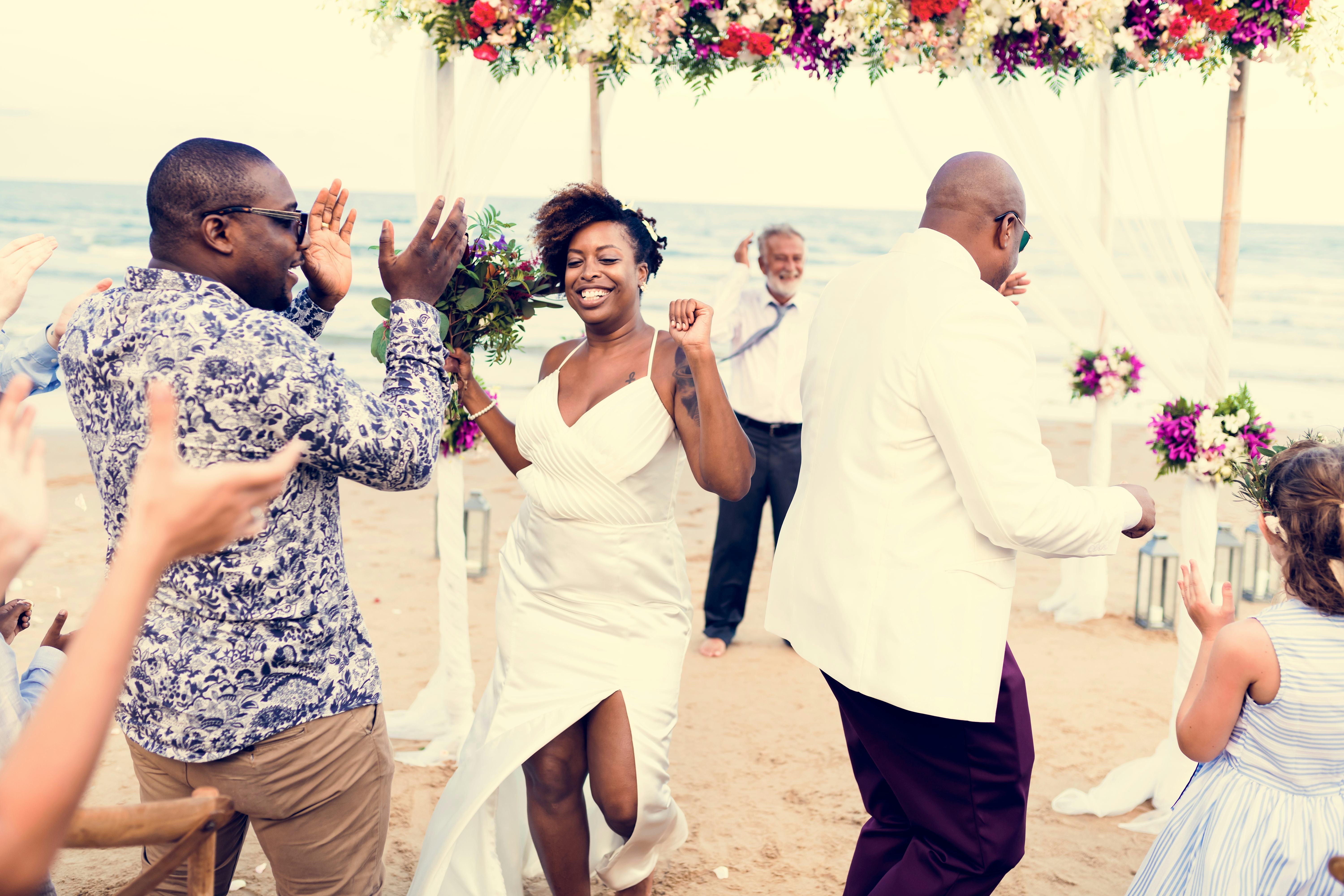 Wedding Plus One Etiquette: 12 Rules You Must Know About Bringing A Guest