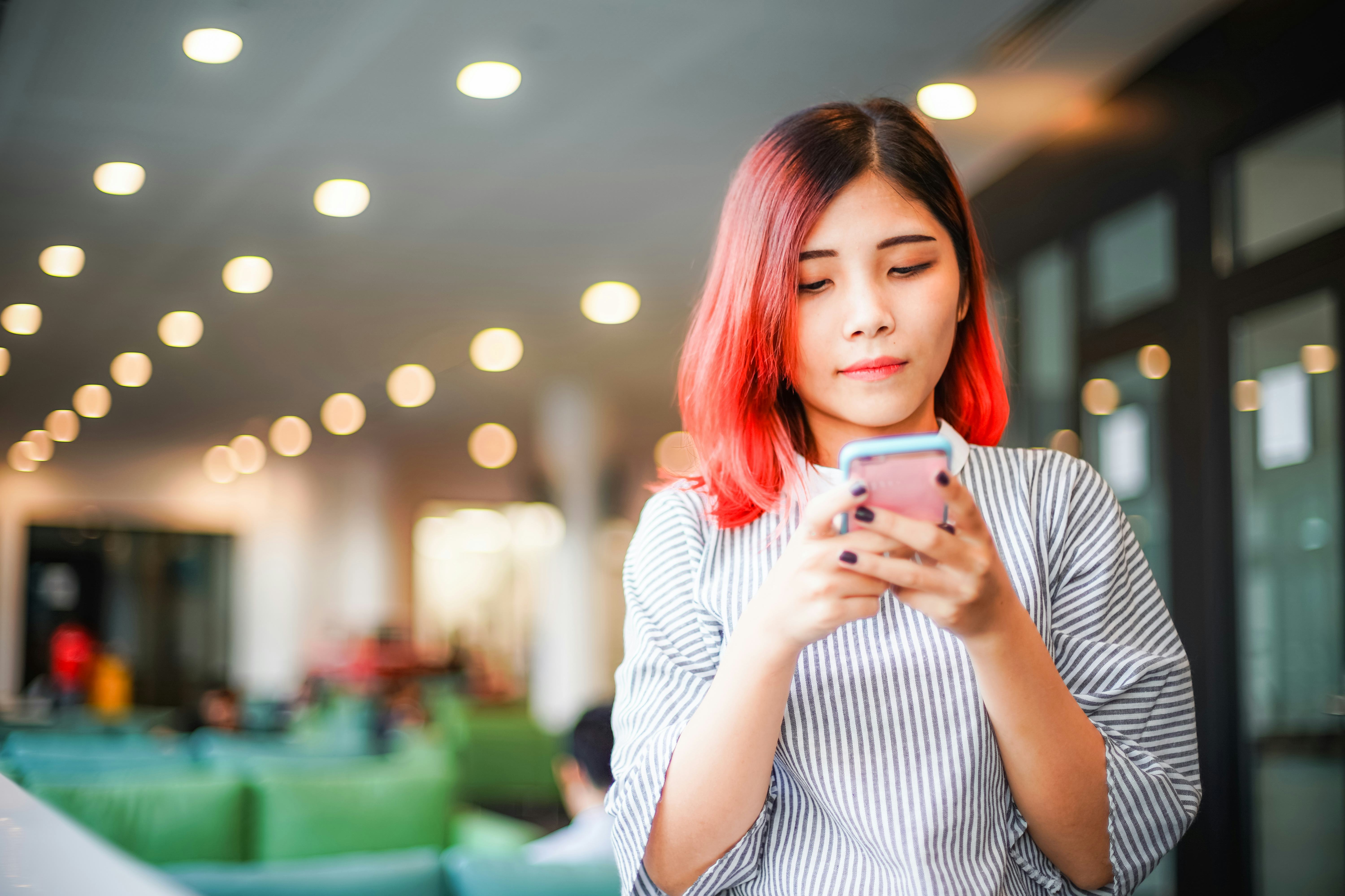 Getting Left On Read Is Stressful, But Here’s How To Handle It