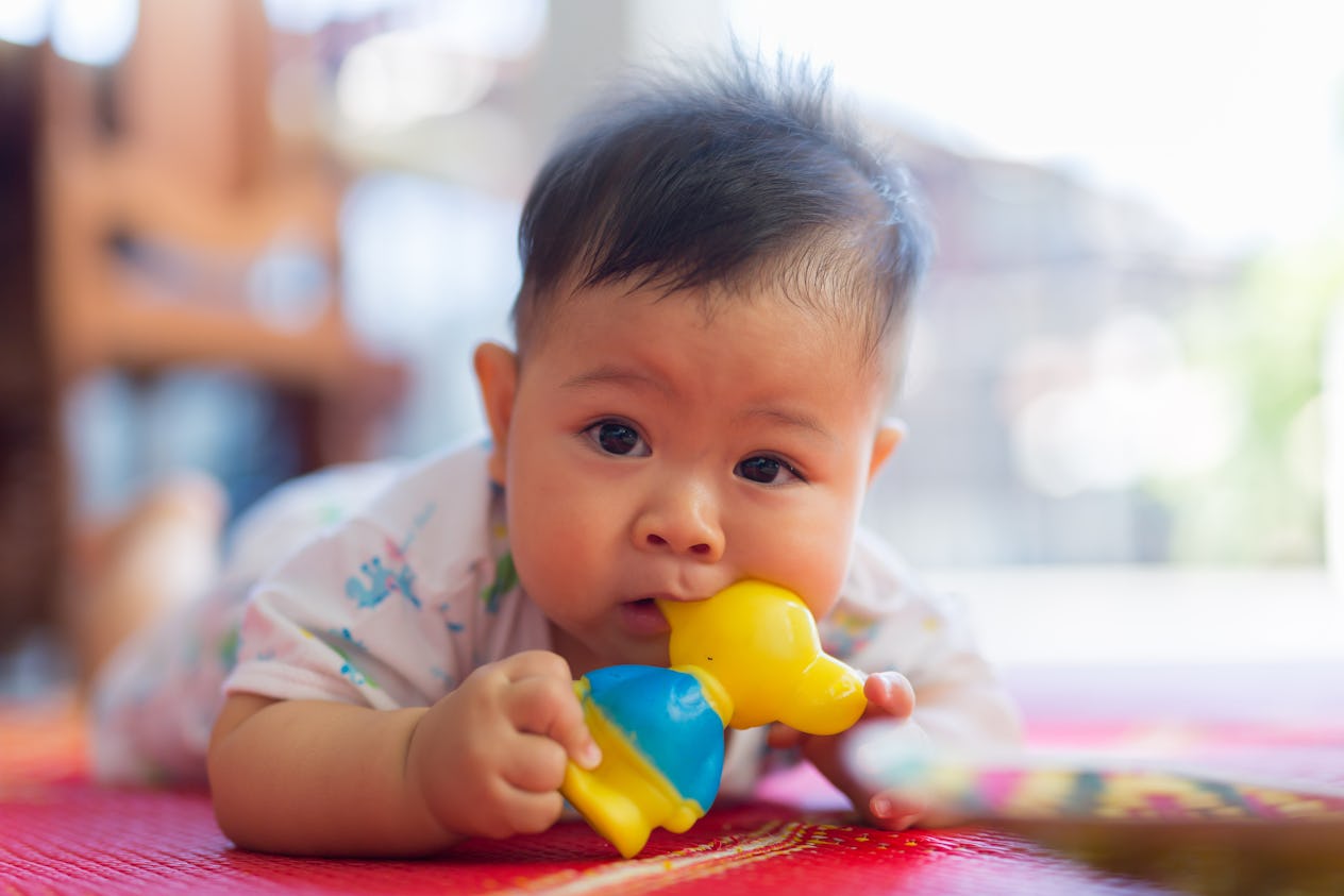 8 Baby Items To Disinfect While You're Making Your Cleaning List