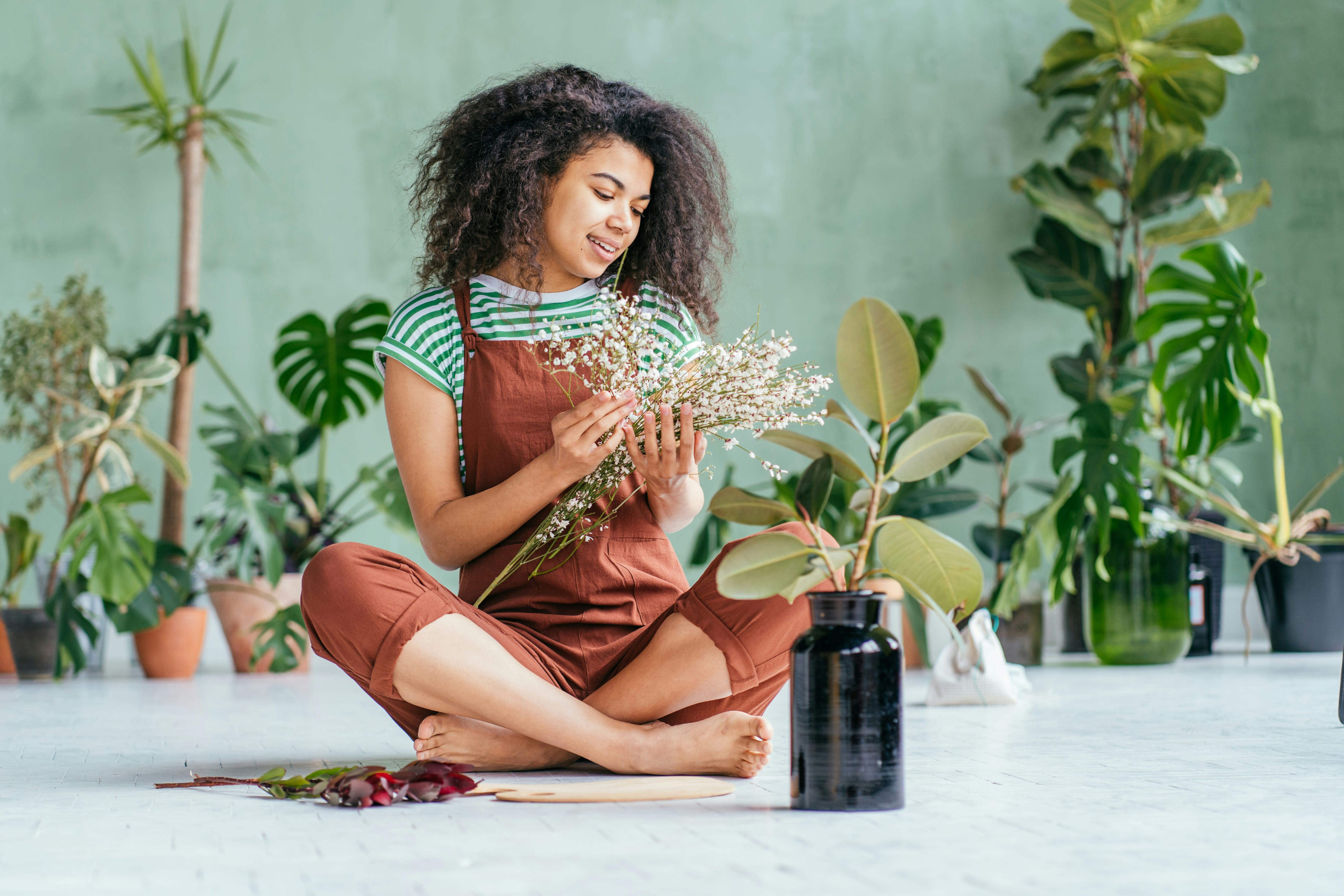 What Is A Sextile In Astrology? This Aspect Has Chill Energy