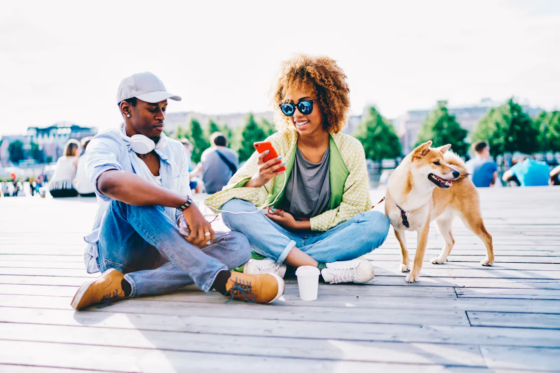 13 Signs Your Partner's Losing Interest & How To Fix The Problem