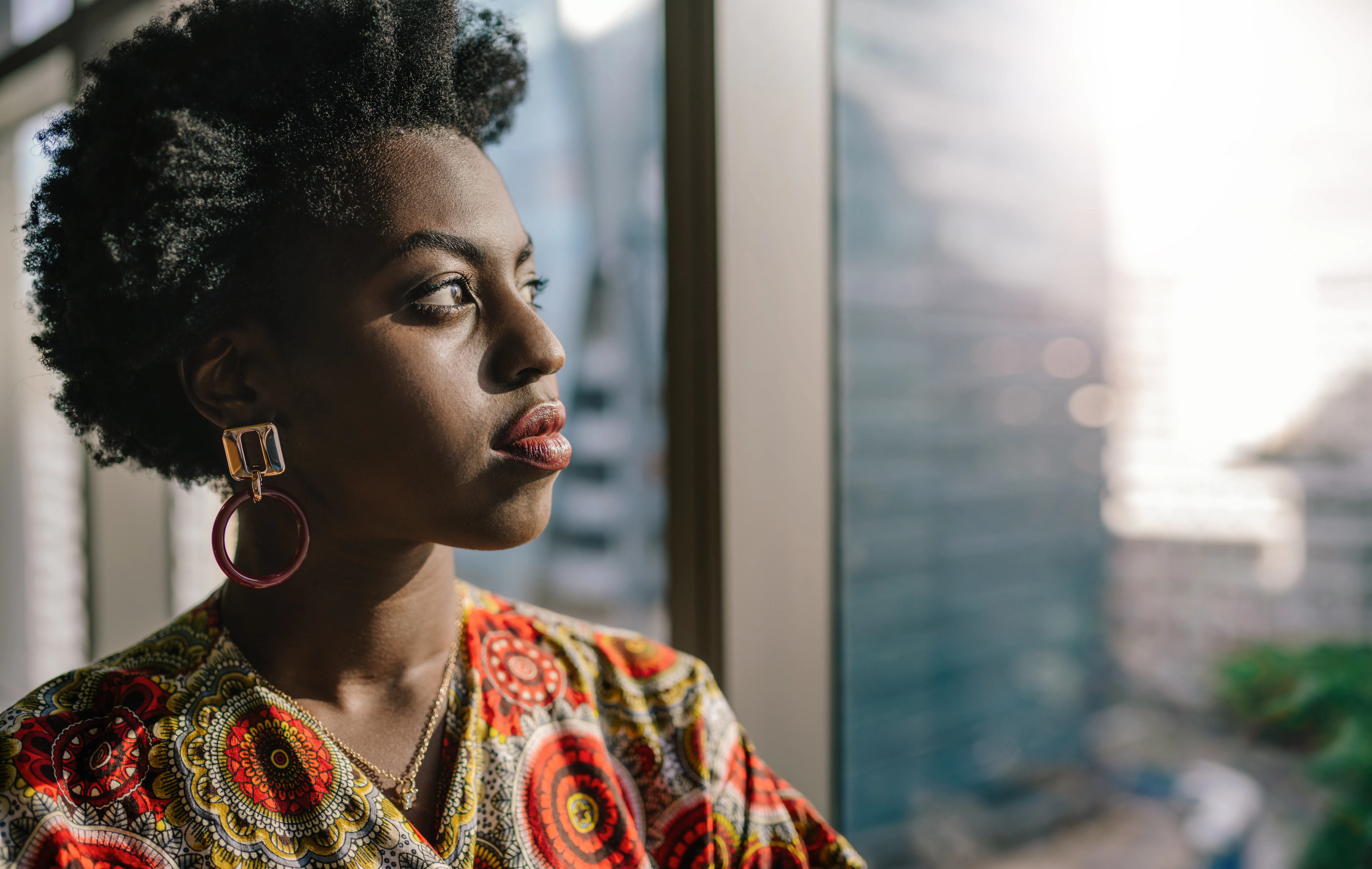 14 Signs Your Intuition Is Talking To You & How To Listen