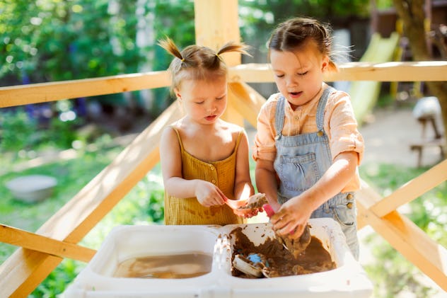 52 Sister Names For Some Cute Coordination