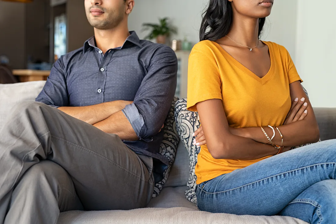 13 Signs Someone Is Manipulating You, According To Experts