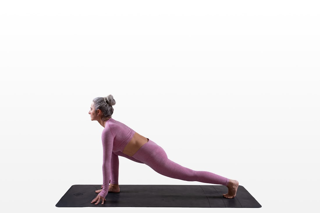 9 Leg Stretches To Do Before A Workout