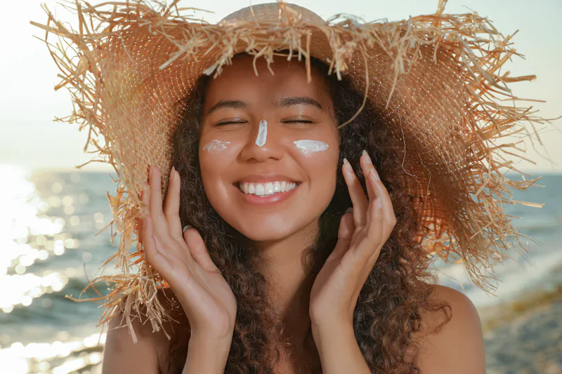 The “Sunburn Blush” Makeup Trend Makes You Look Perfectly Sun-Kissed