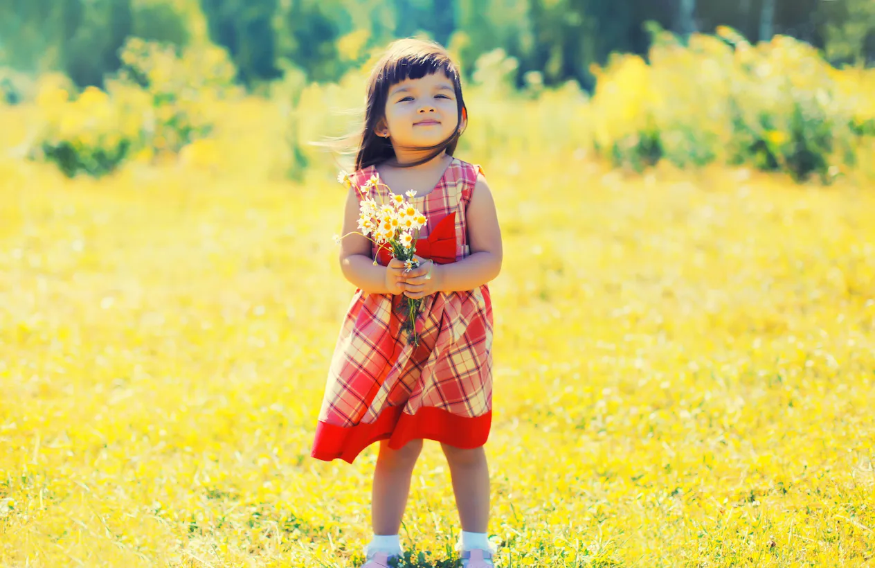 40 Botanical Baby Names Inspired By Plants, Flowers, & Trees