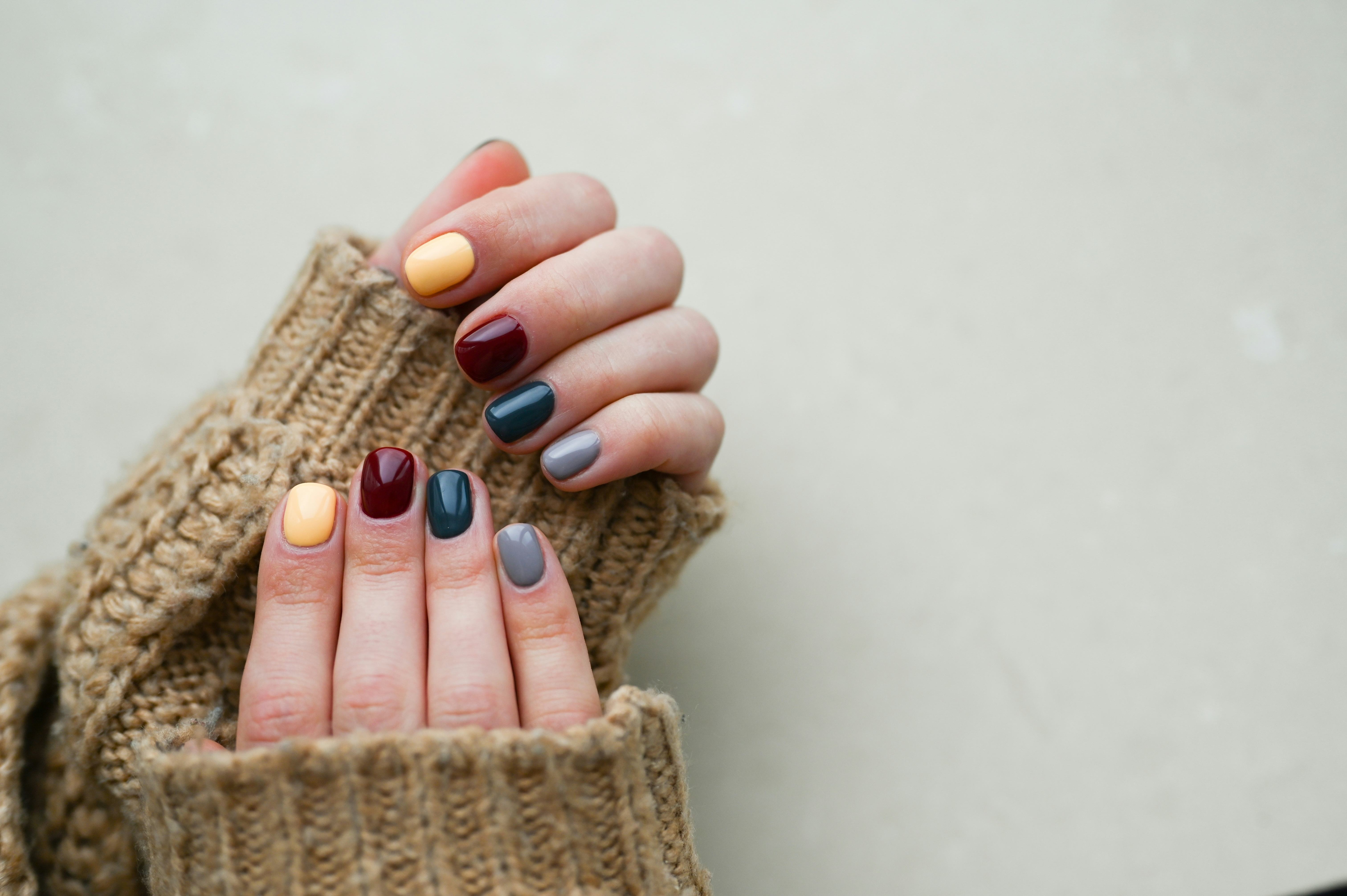18 Fall Nail Design Ideas Featuring Your Favorite Autumnal Colors ...