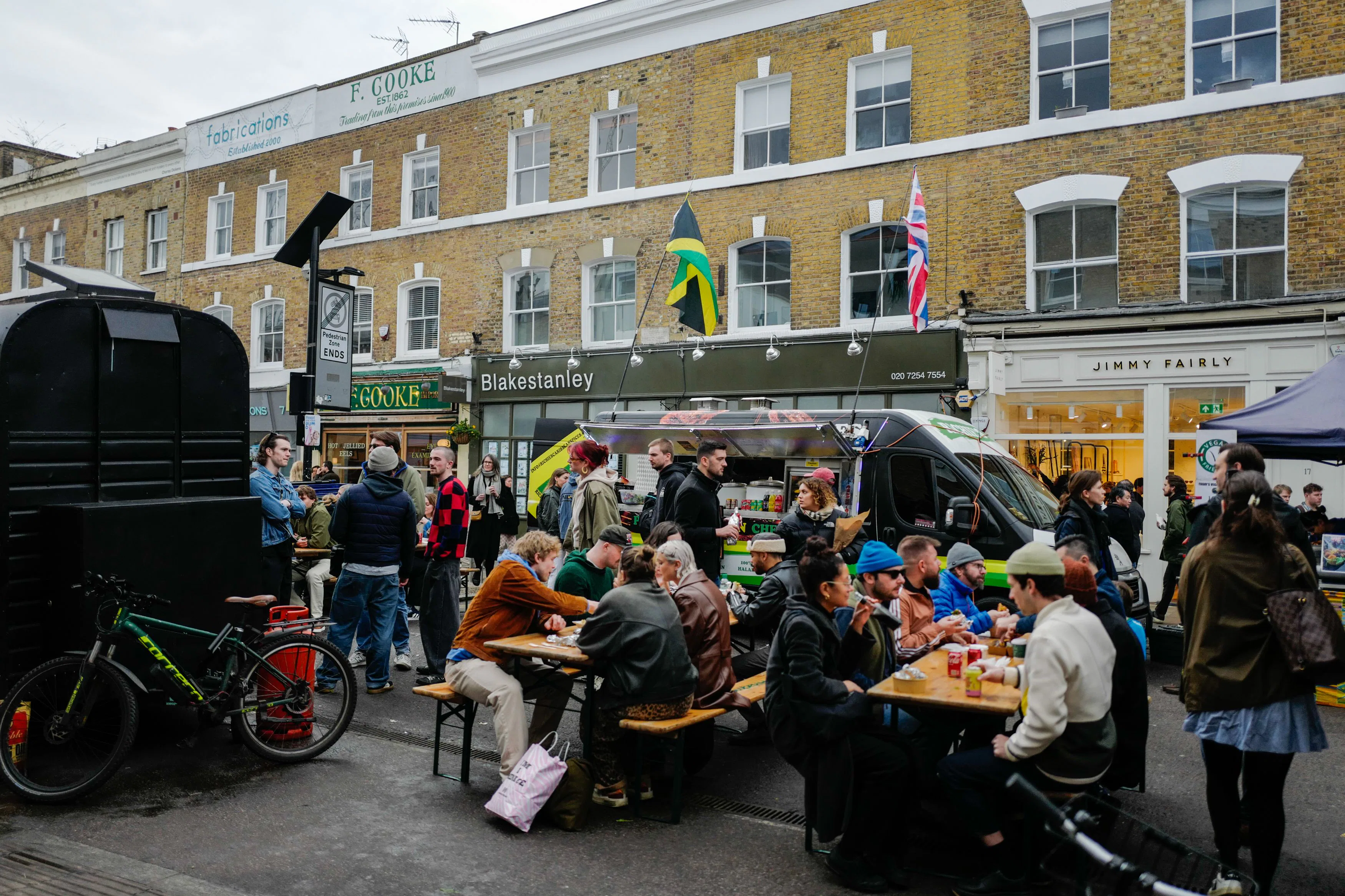 Taylor Swift's 'London Boy' Locations Prove That This Bop Travels All ...