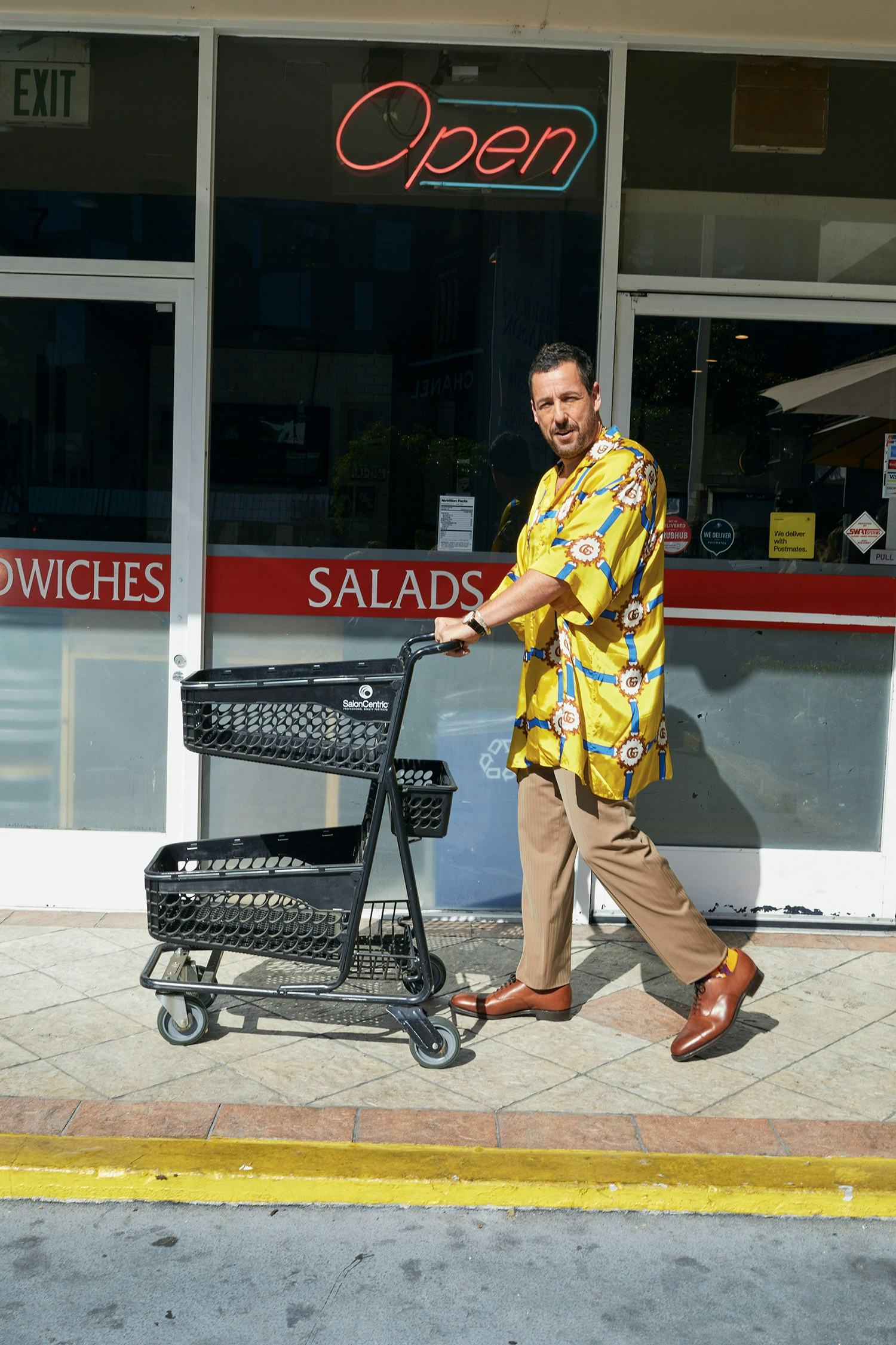 16 Iconic W Shoots for Halloween Costume Inspiration