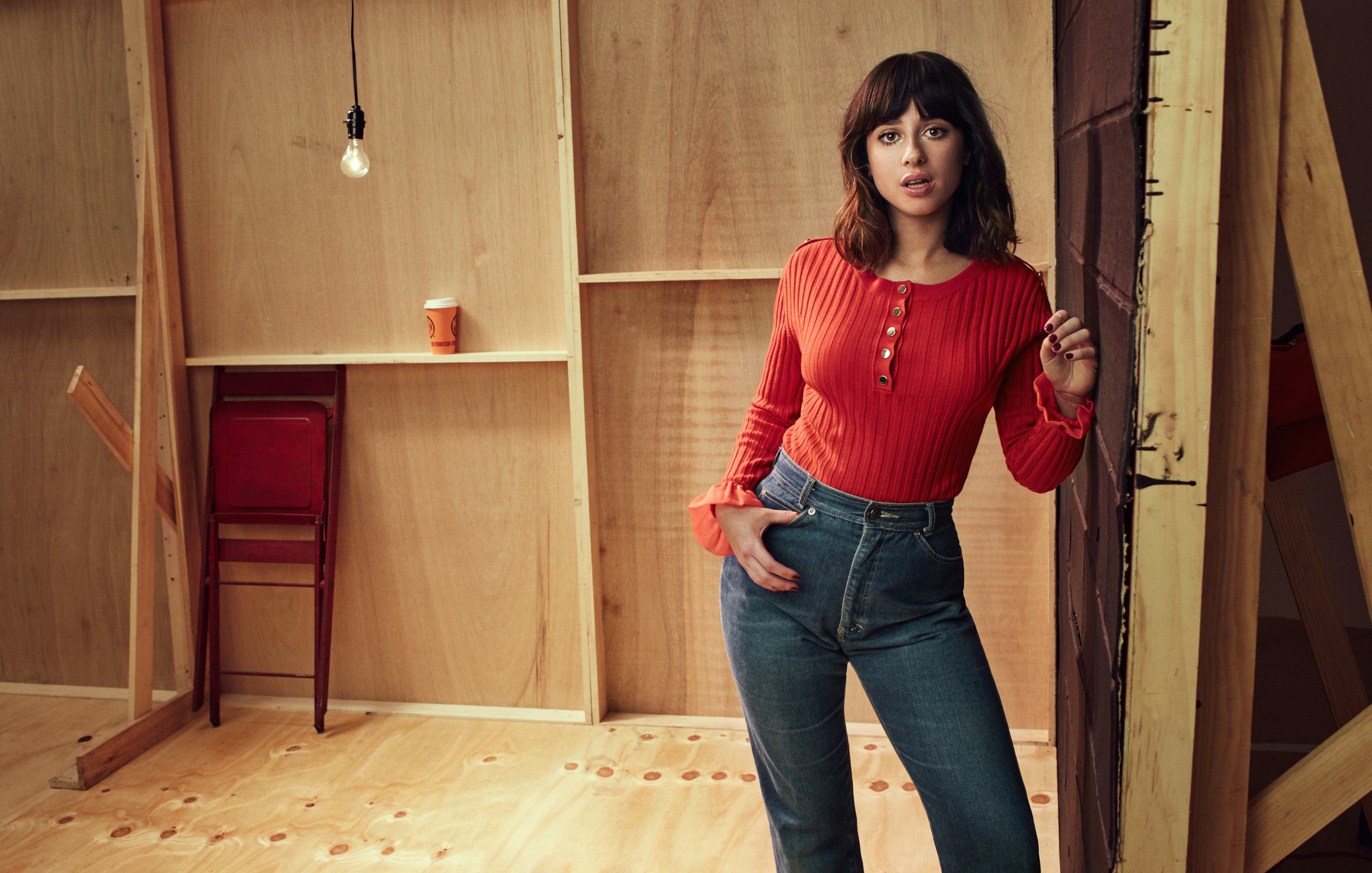Meet Foxes, the 27-Year-Old Singer-Songwriter Who Won a Grammy Before ...