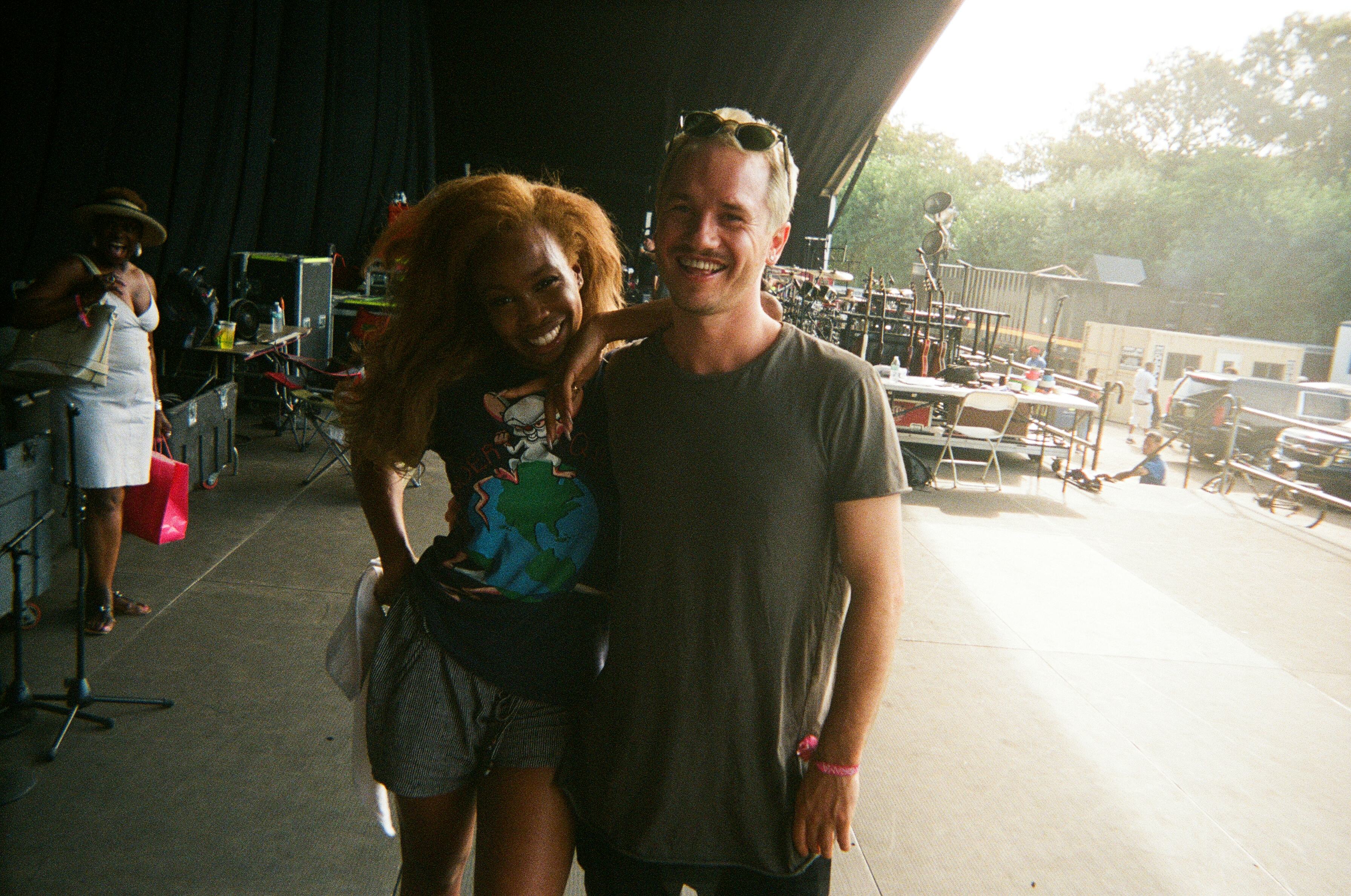 SZA’s New Video “Love Galore” Features Travis Scott and a Little Light ...