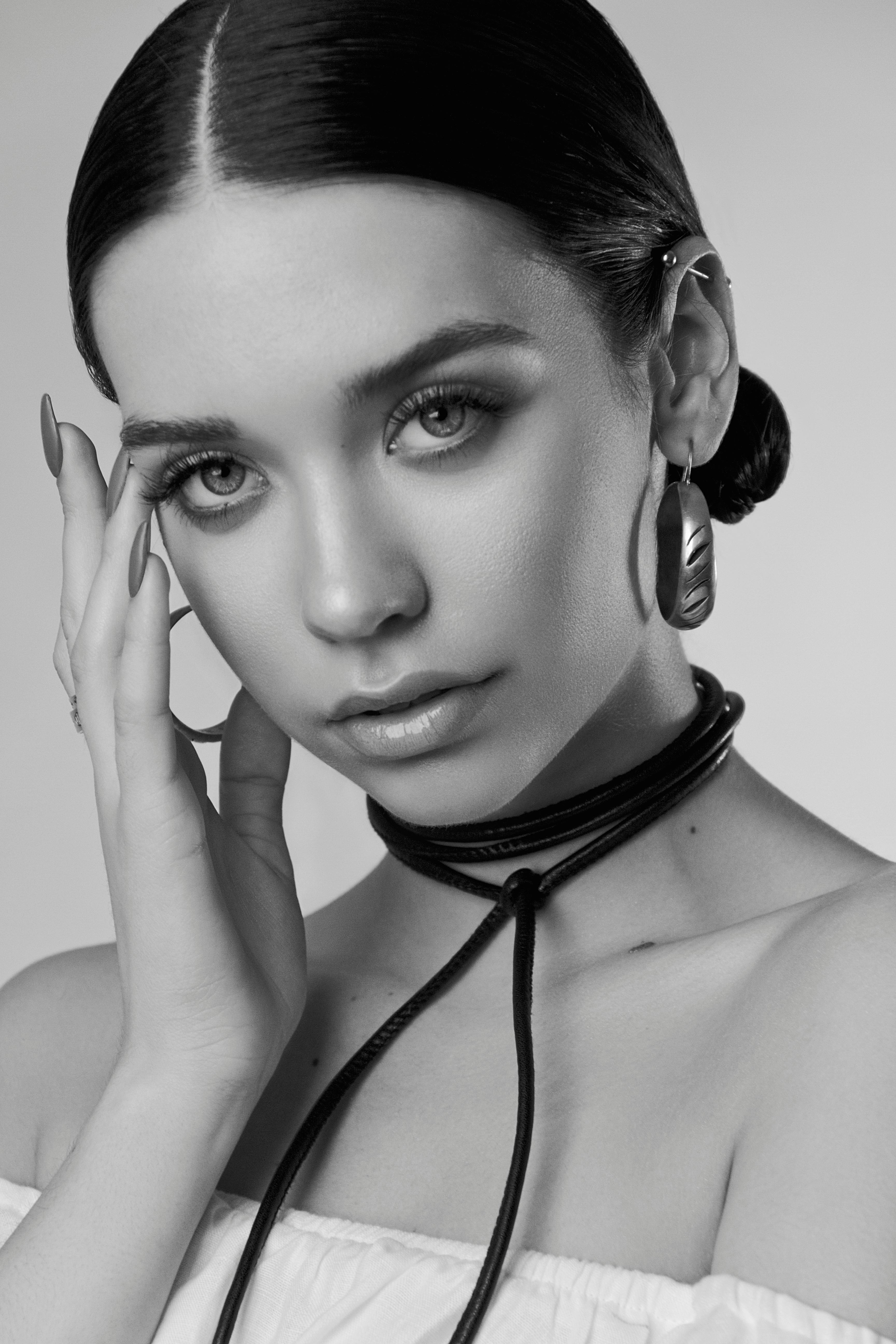 Can a Vlogger Grow Up to Become a High-Fashion Model?