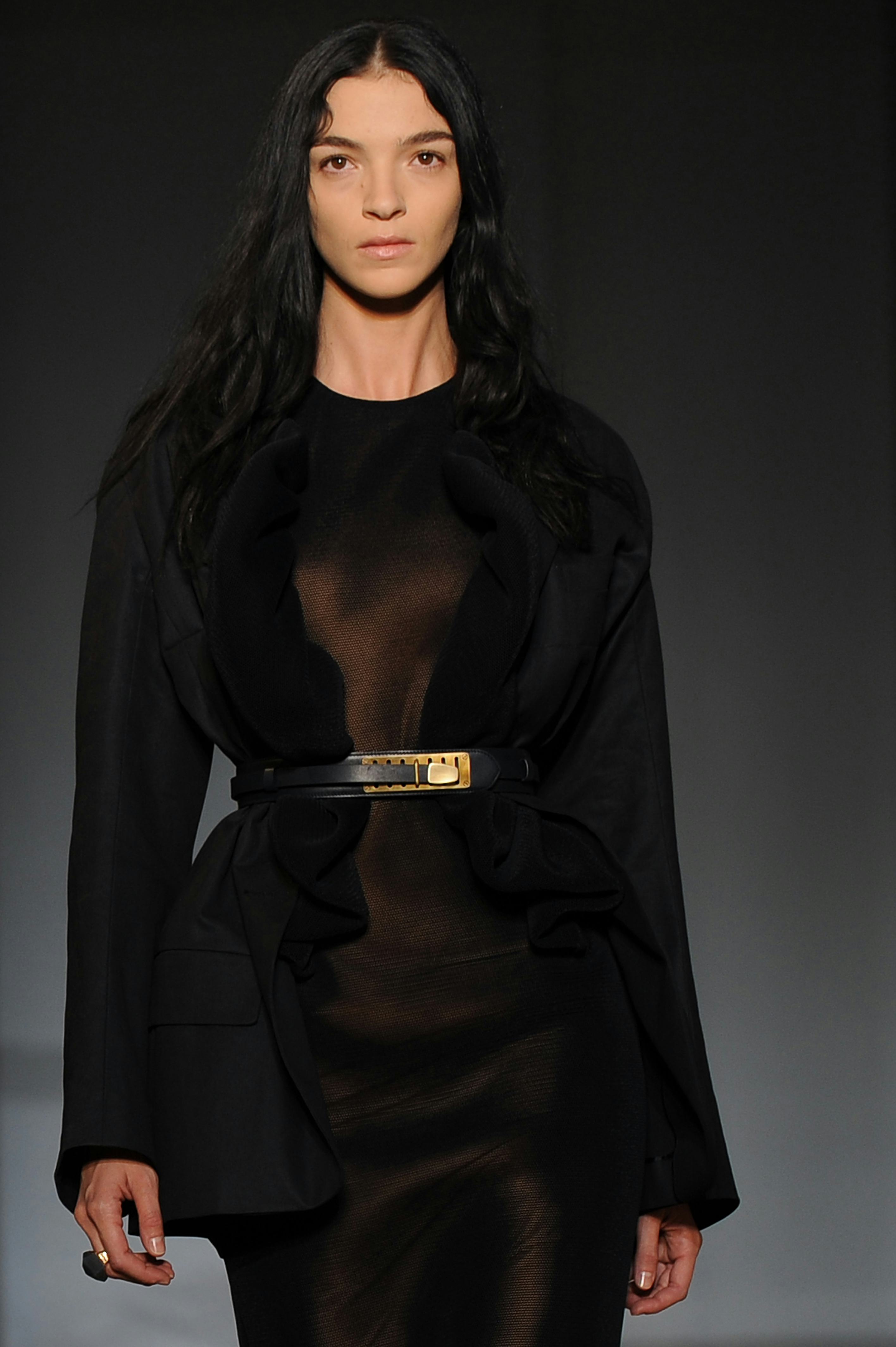 A Look Back at 10 Beauty Looks from Raf Simons’ Career