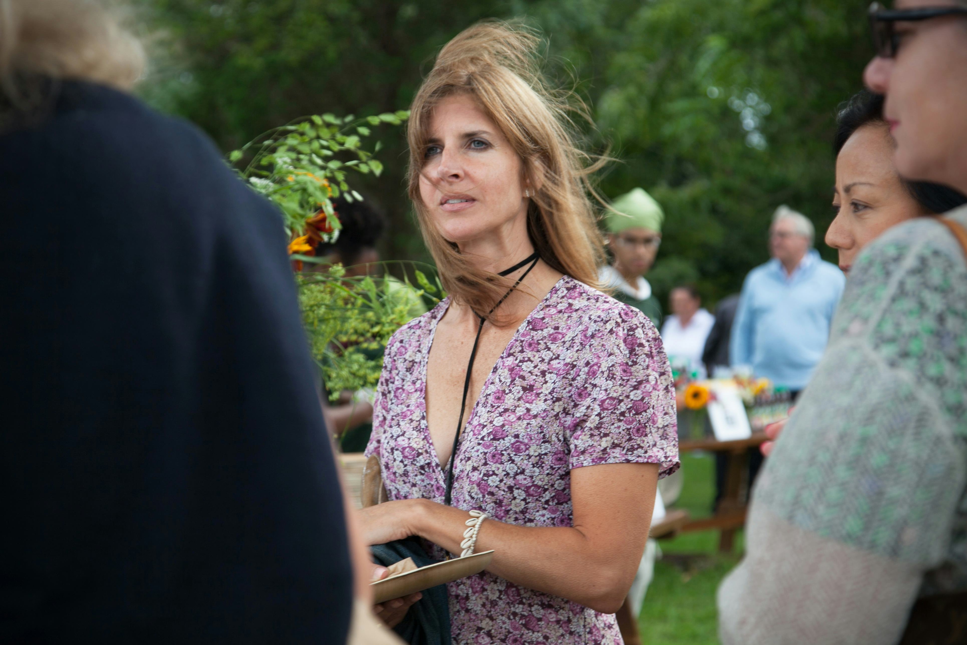 Debbie Harry, Rufus Wainwright Perform at Cindy Sherman’s Hamptons Jamboree