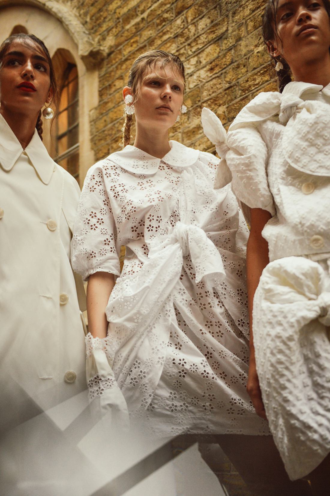 Simone Rocha Dreams Up an Ethereal, Gothic Woman for Spring 2017