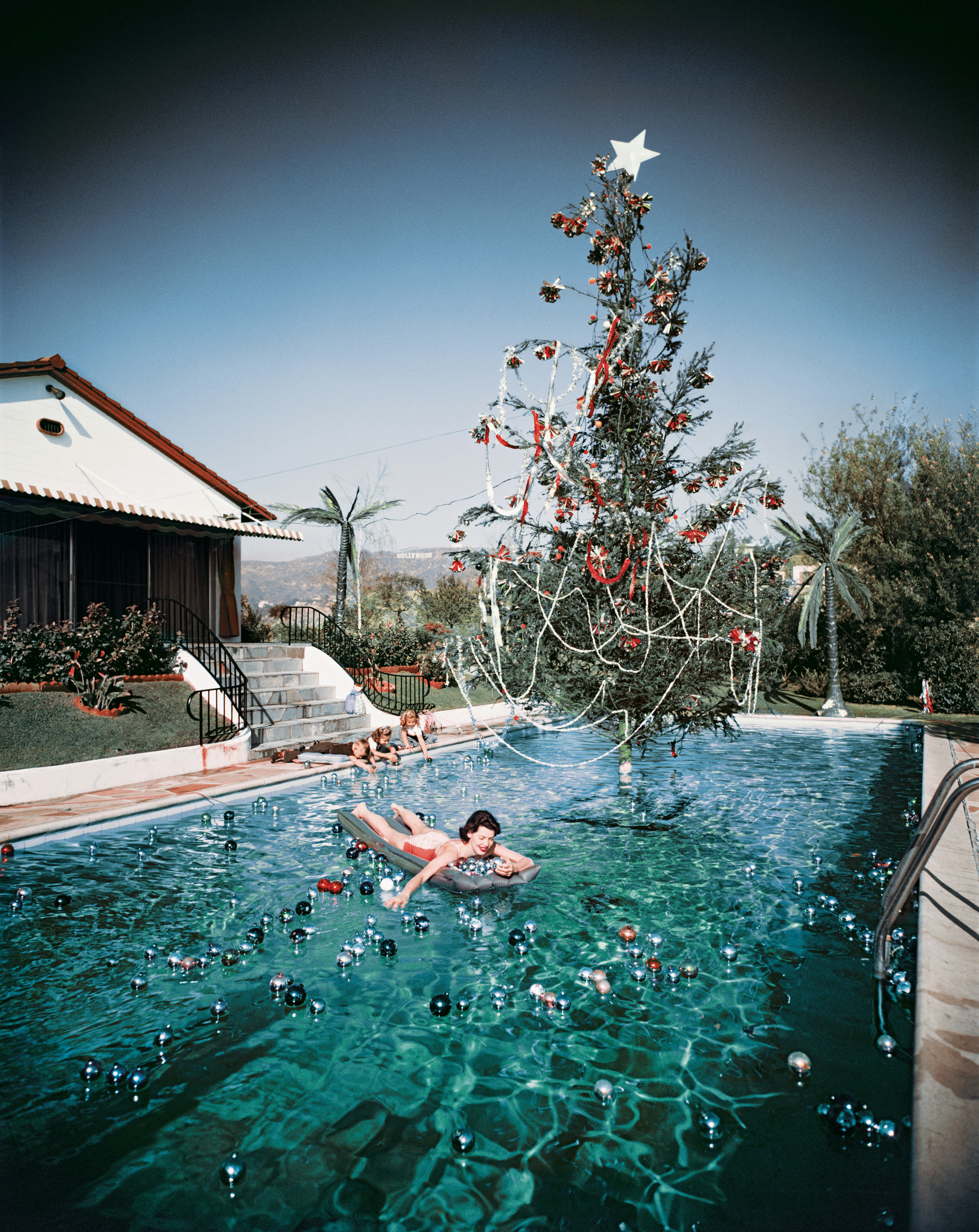Luxe, Calme et Volupté: Slim Aarons’s Photographs of Women Who Make ...
